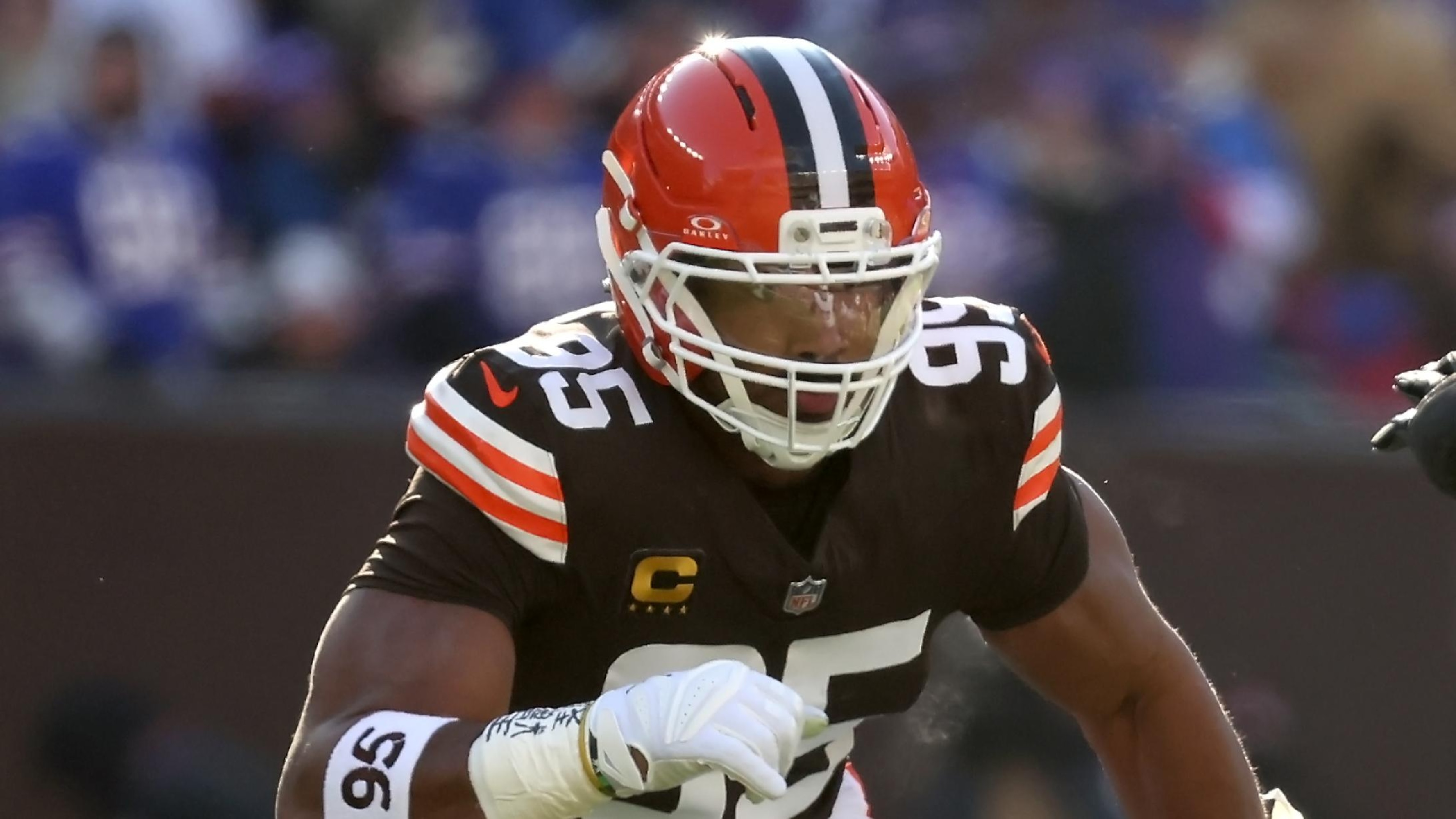 Myles Garrett Says Setting Sack Record vs. 'Legendary' Aaron Rodgers ...