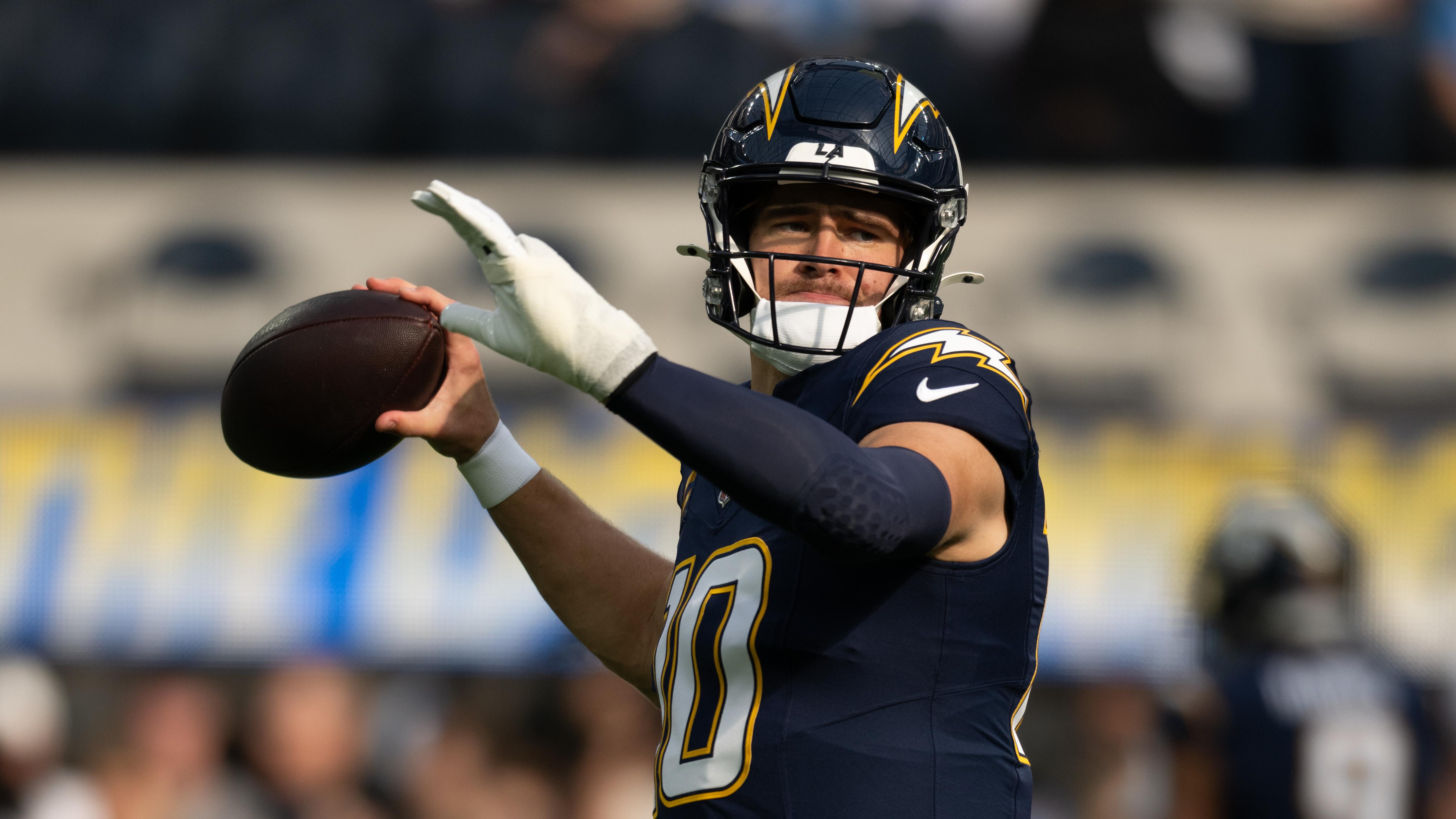 'I Don't Know How Justin Herbert Is Still Alive With That OL,' Says NFL ...