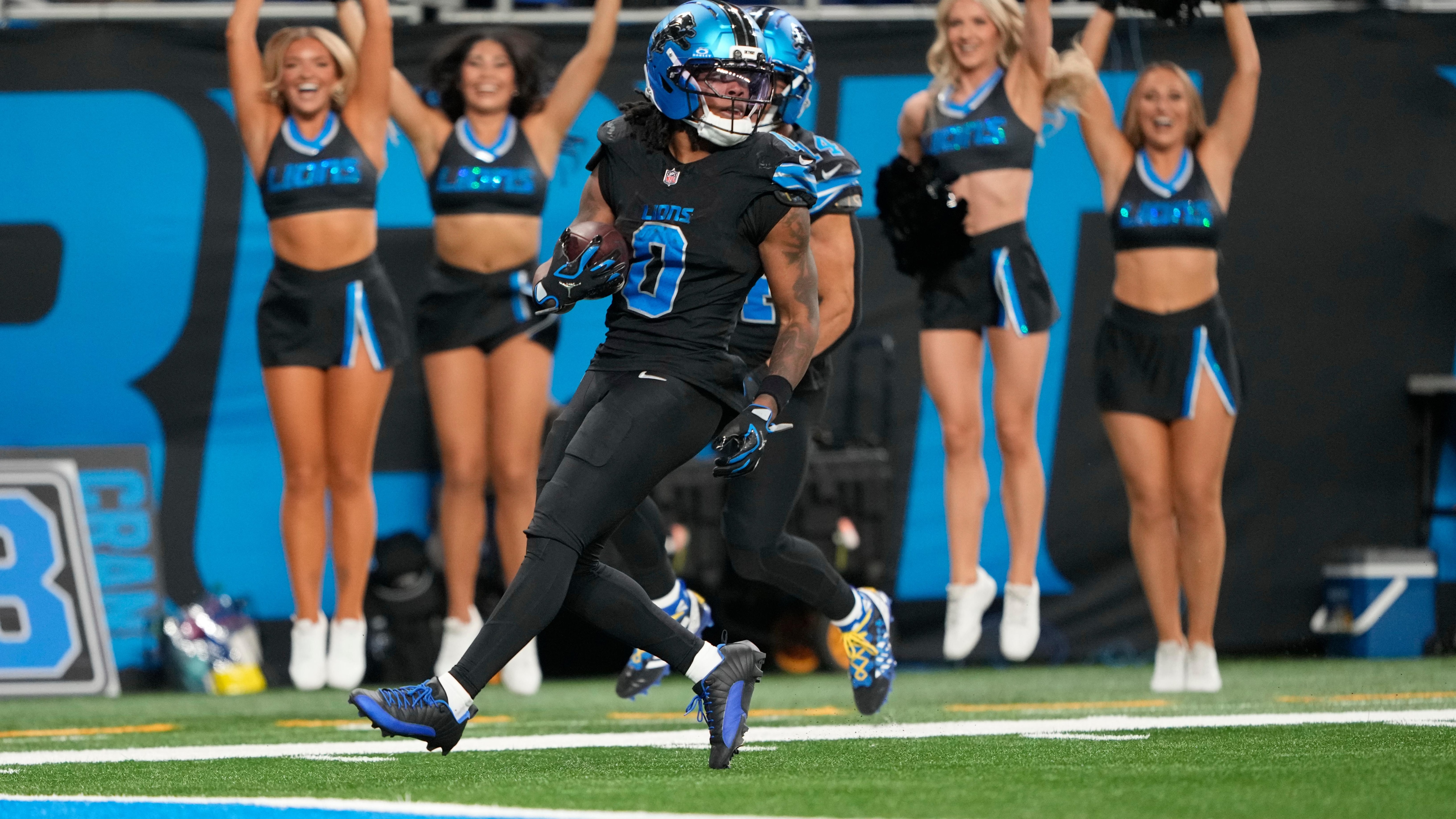 2025 NFL Week 13 Expert Picks