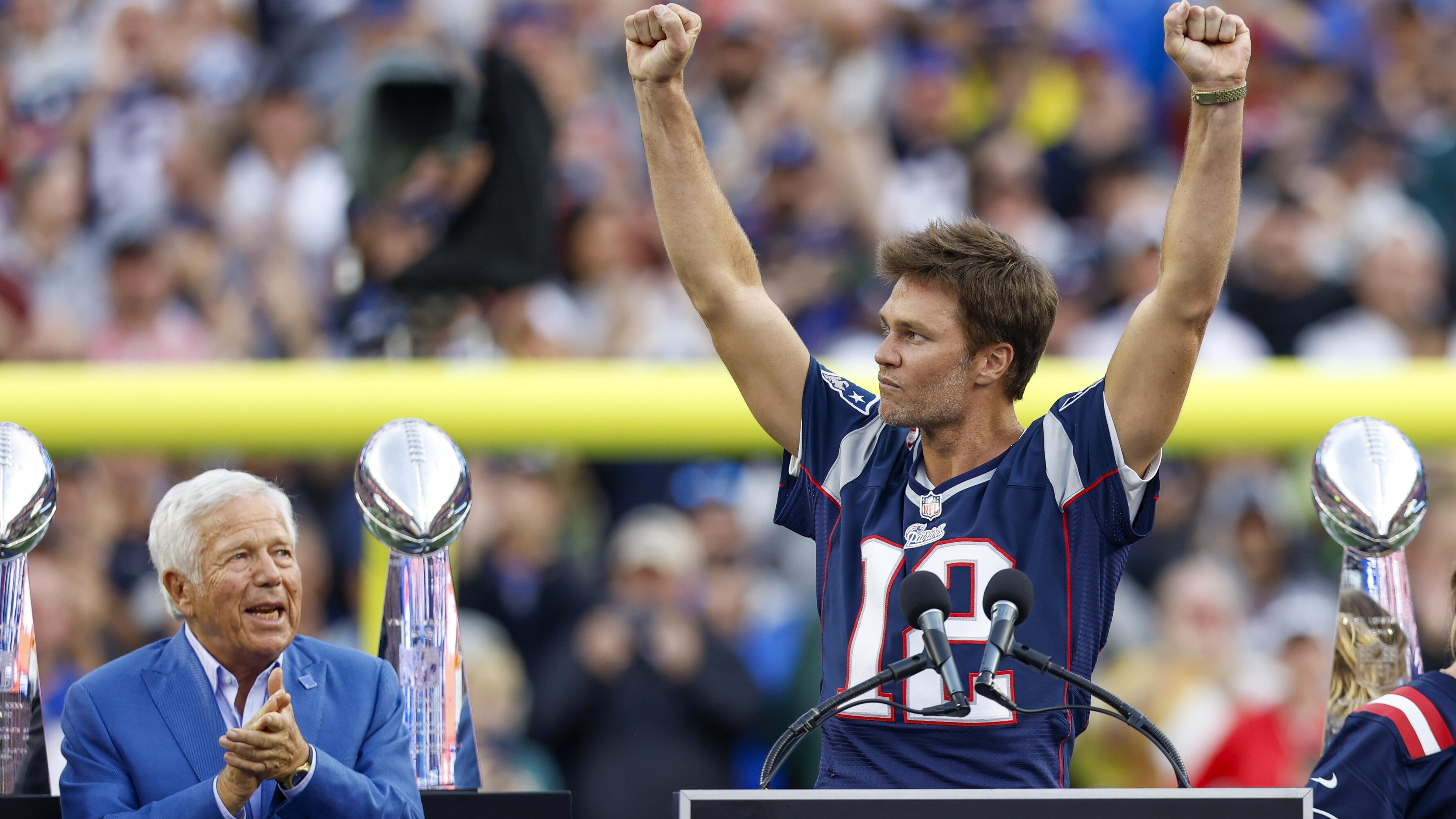 Tom Brady Golf Outing Raises $1.8M for Charity, Patriots' Robert Kraft ...
