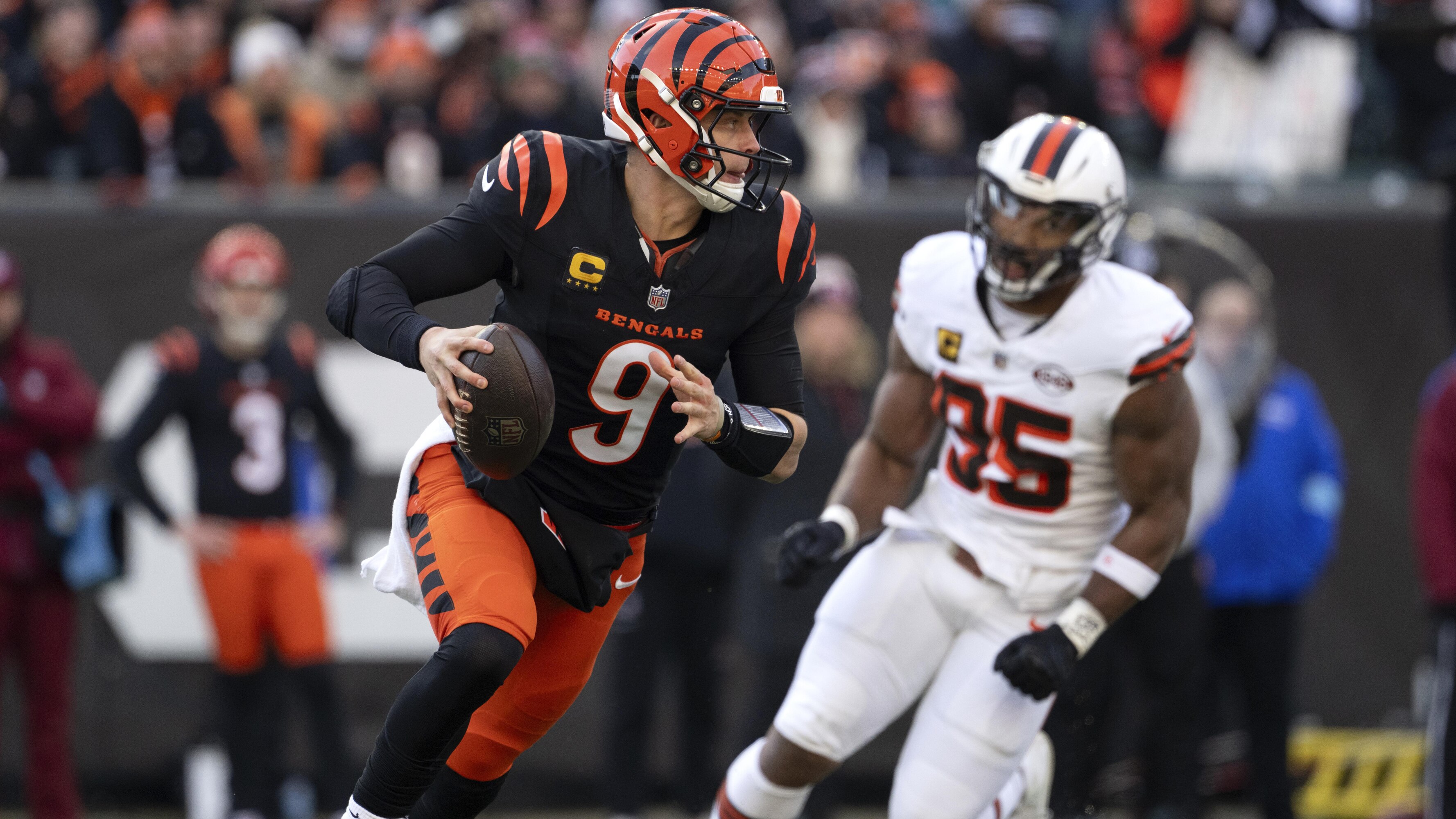 Joe Burrow Won't 'Go Out of My Way' to Stop Myles Garrett From Setting ...