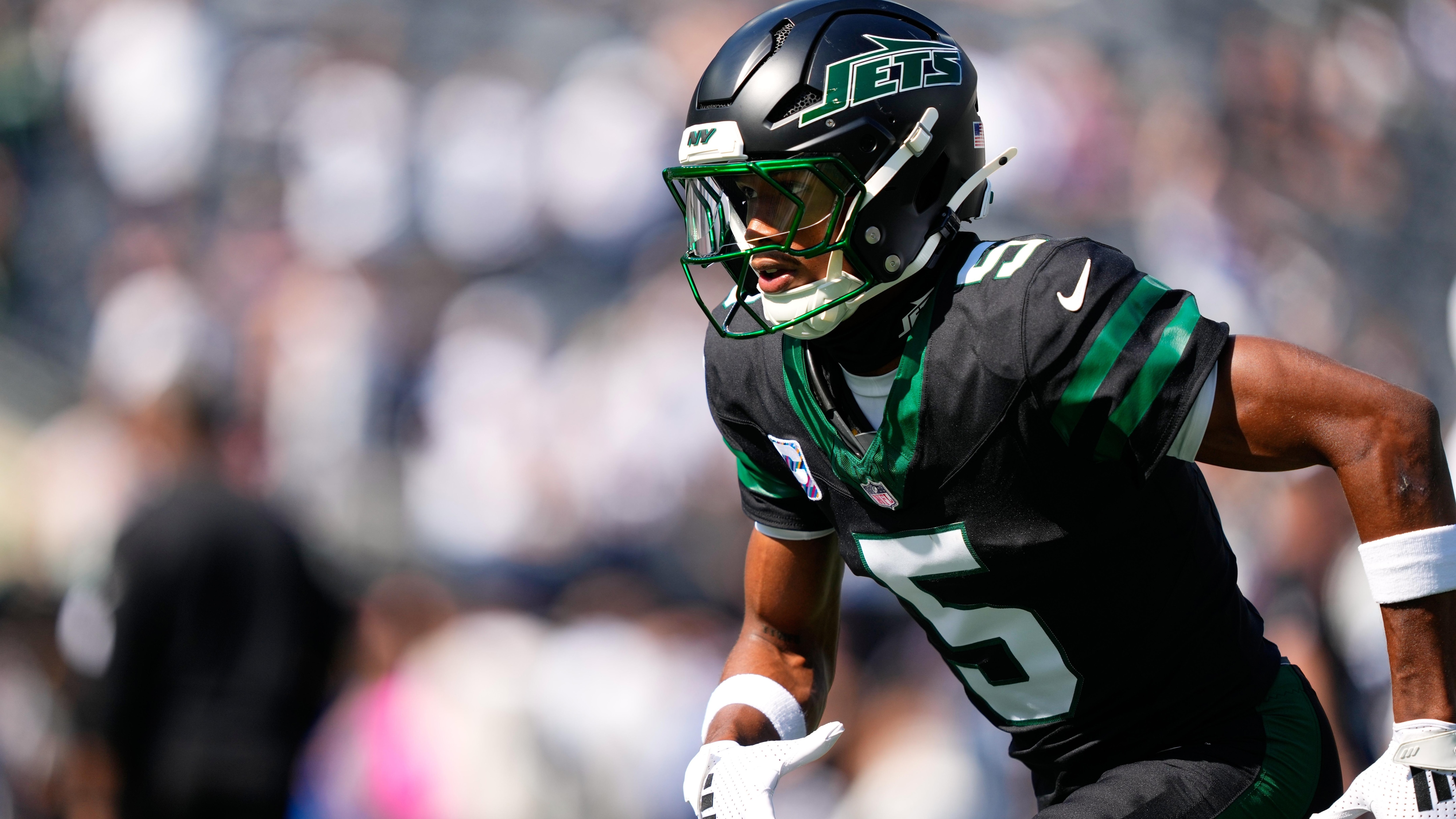 Garrett Wilson Explains Heated Exchange with Aaron Glenn on Viral Video in Jets' Loss