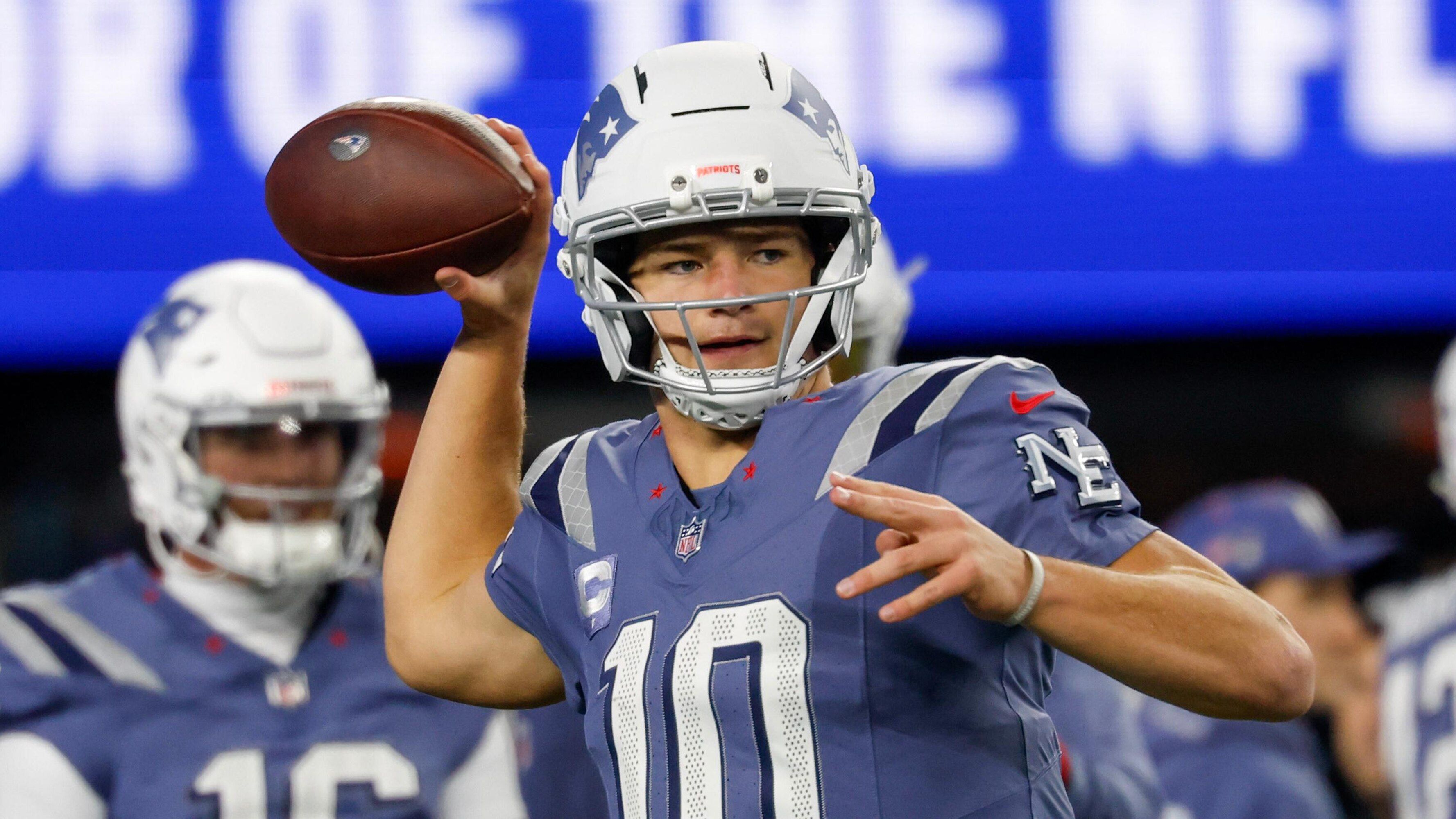 Drake Maye Called NFL's 'Best Player' by Patriots' Will Campbell After ...