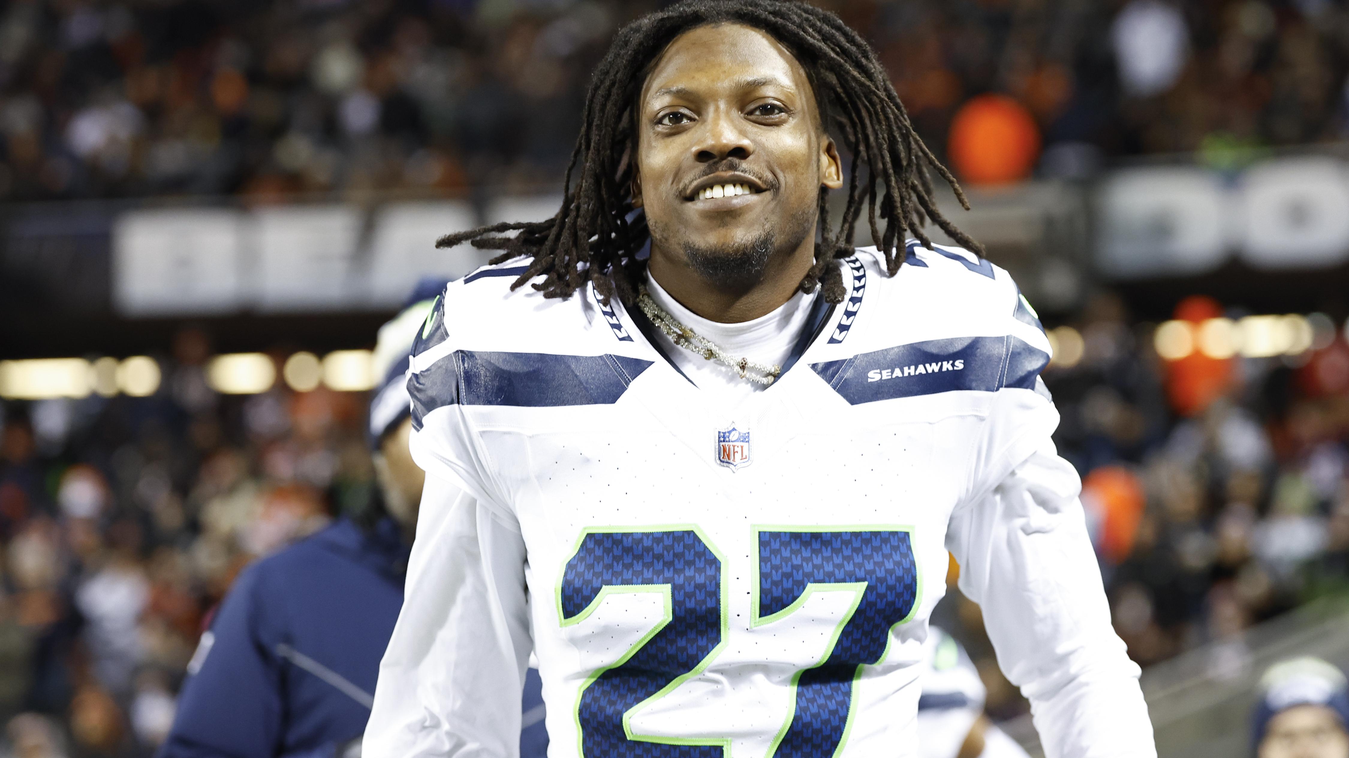 Ranking the Top 10 2026 NFL Free Agents Ahead of the 2025 Season-Opener