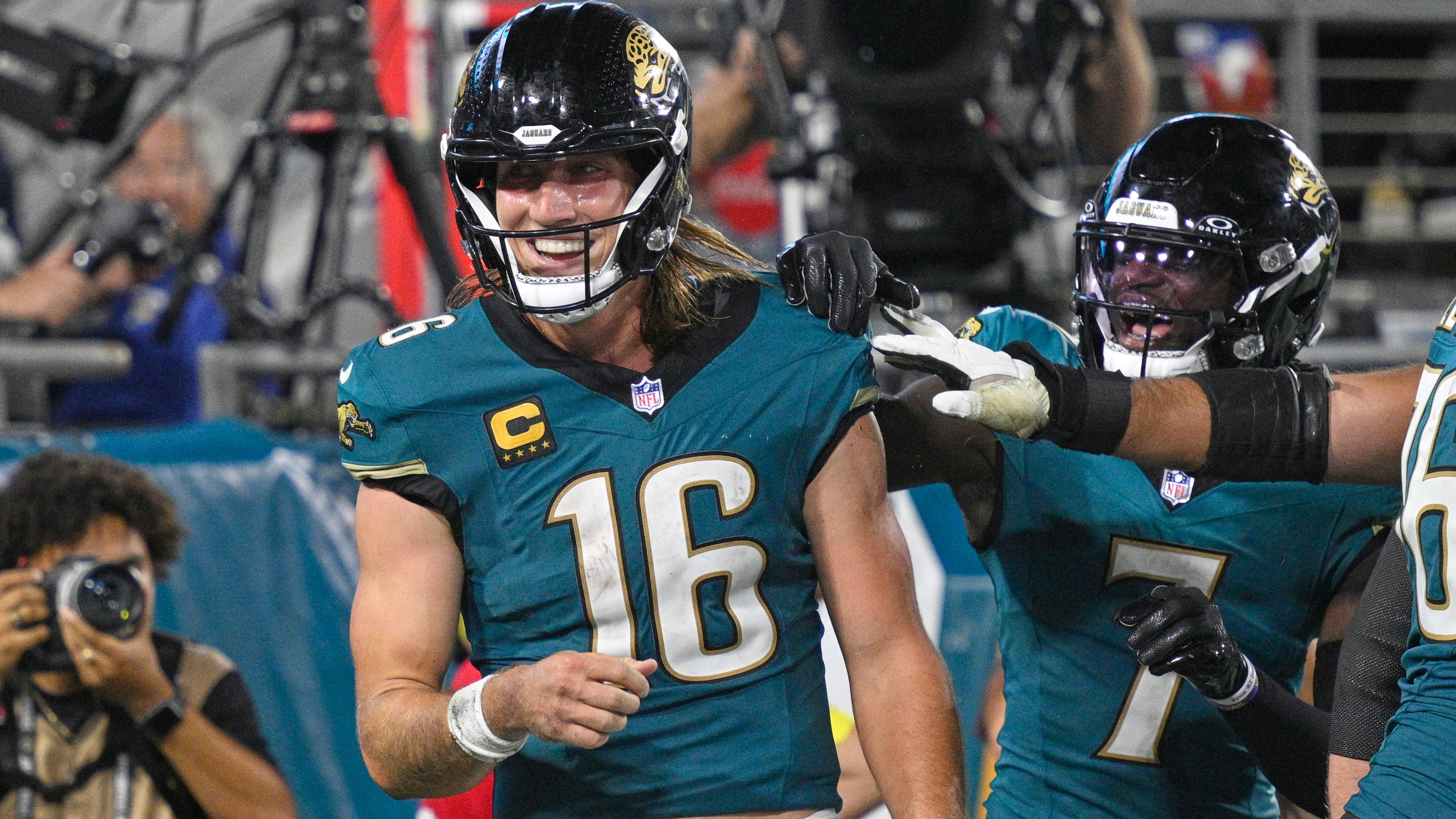 Trevor Lawrence Explains How He 'Panicked' on Jaguars' Game-Winning TD ...