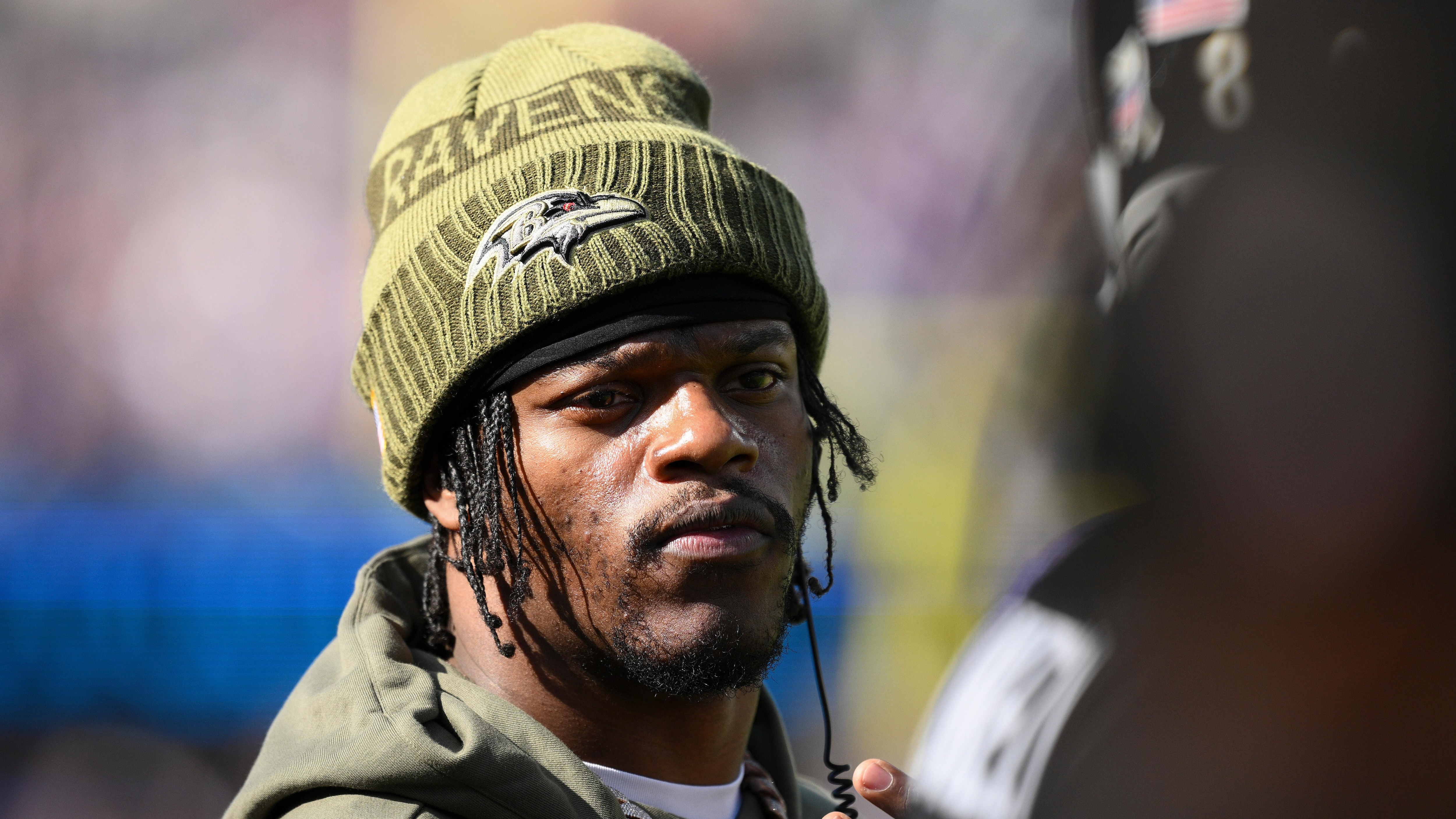 Eagles' Za'Darius Smith Retires from NFL After Loss to Giants and ...