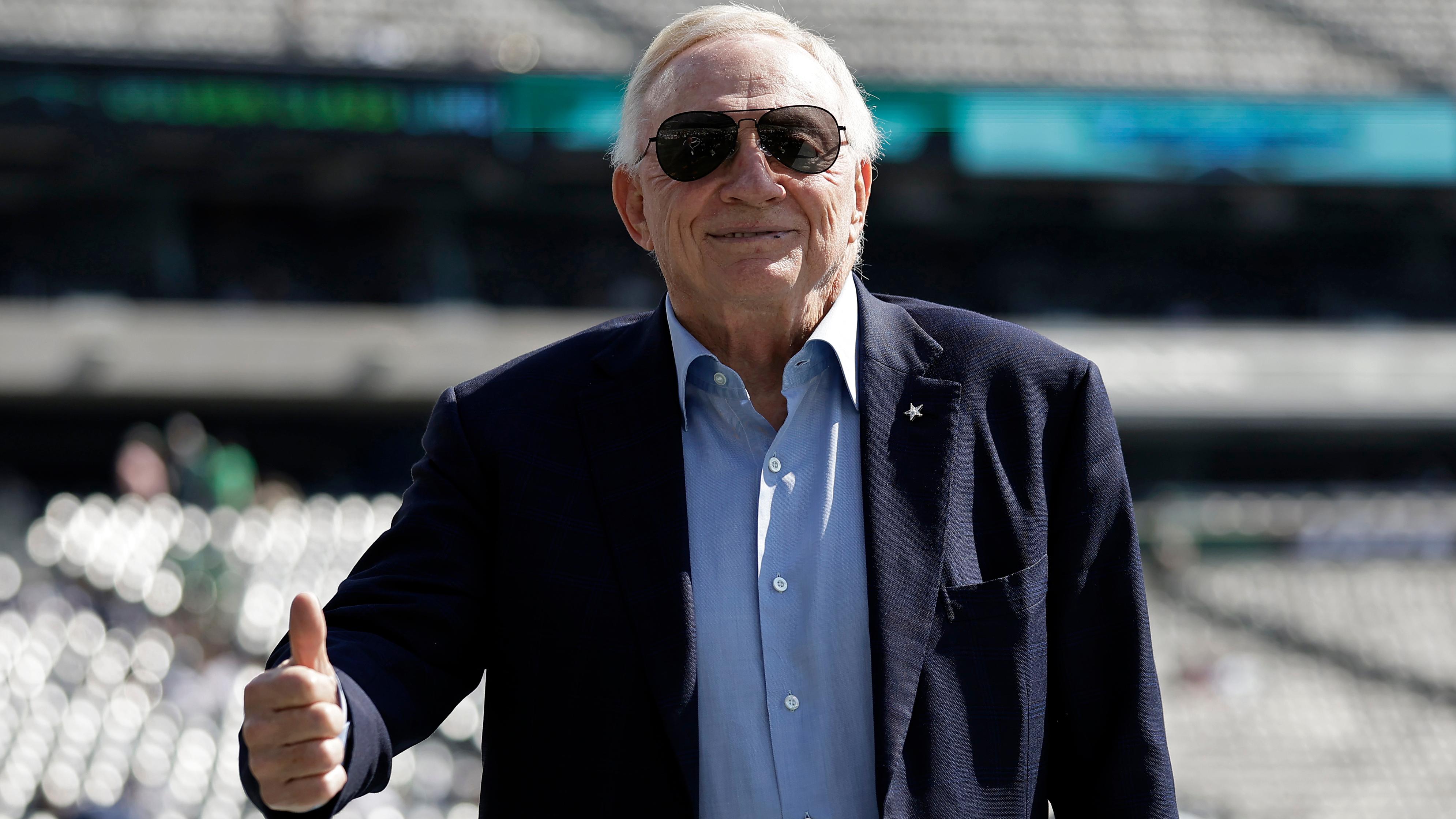 Cowboys' Jerry Jones Says Giving Middle Finger to Fans in Video Was ...