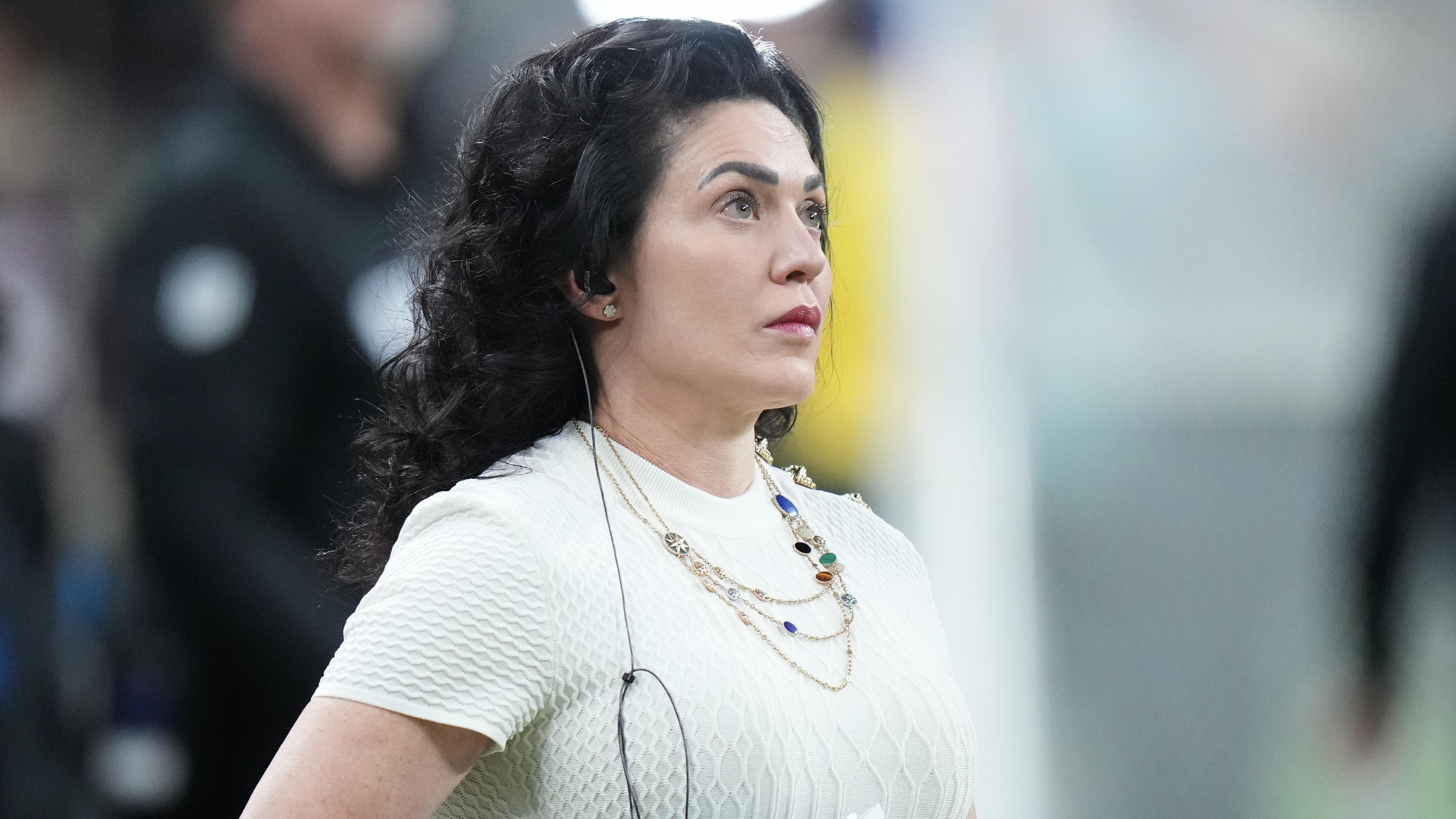 'Pissed,' Carlie Irsay-Gordon Talks Colts' Collapse as Steichen, Ballard Aren't Fired