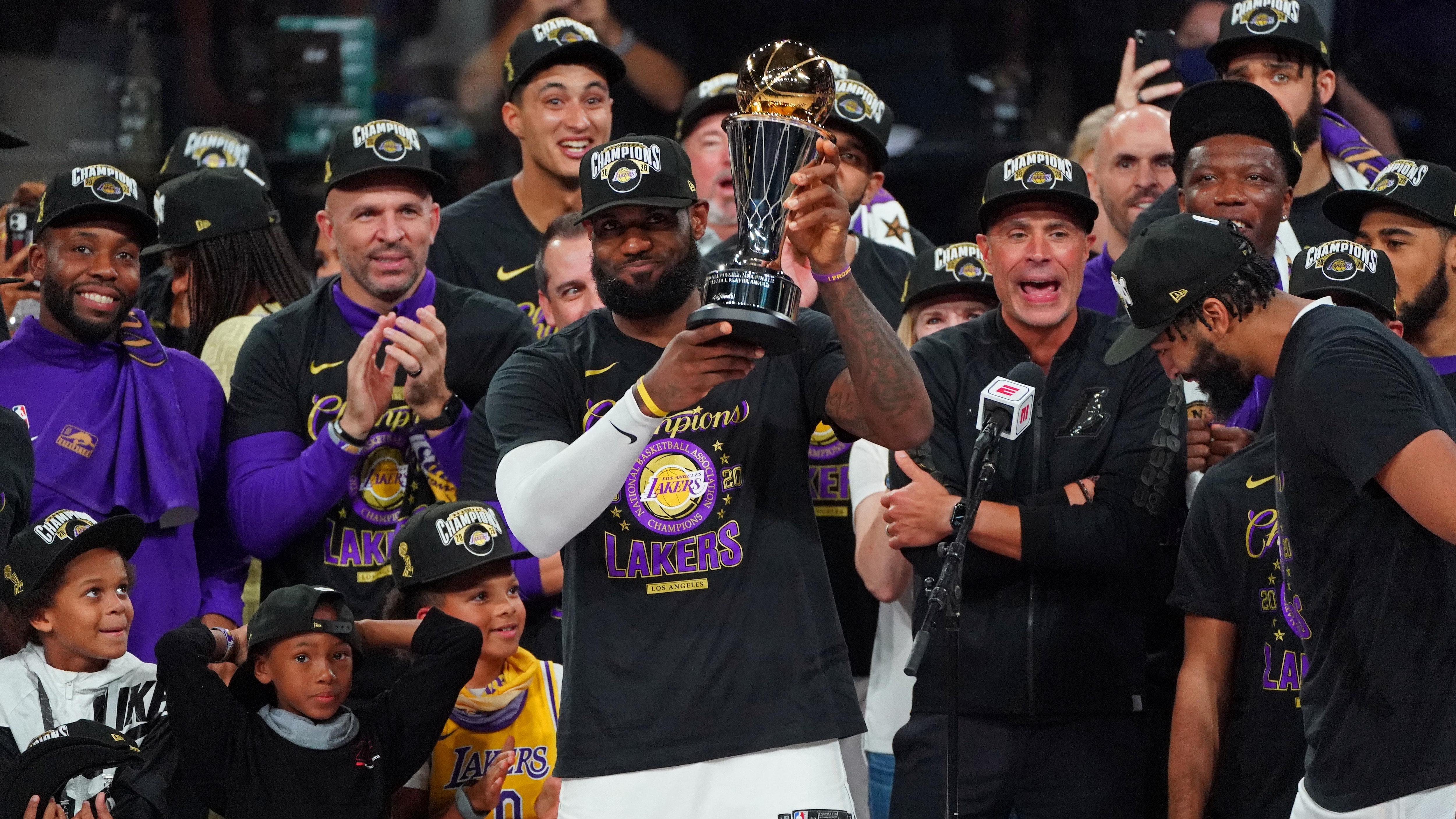 LeBron James Reflects on Lakers' 2020 NBA Title Win vs. Heat, 'Mental Warfare'