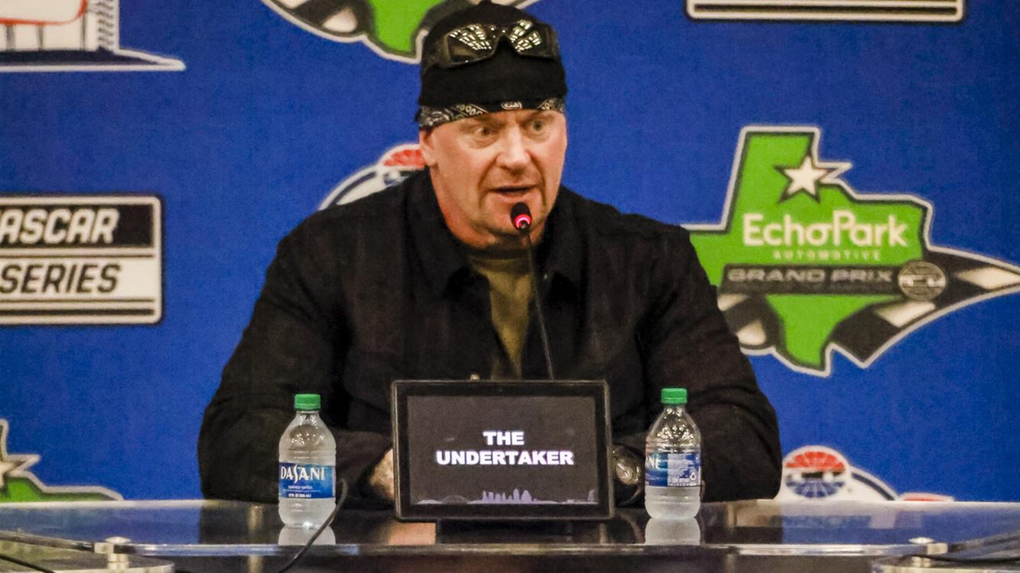 The Undertaker Reveals Shocking Number of Surgeries, Injuries from ...