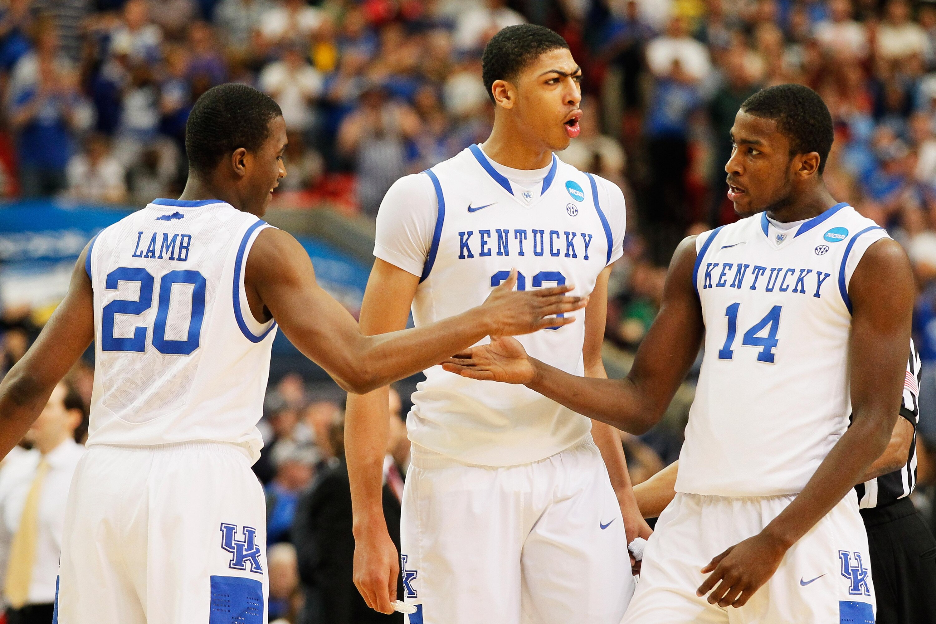 Ranking the 16 Best Men’s College Basketball Teams of All Time