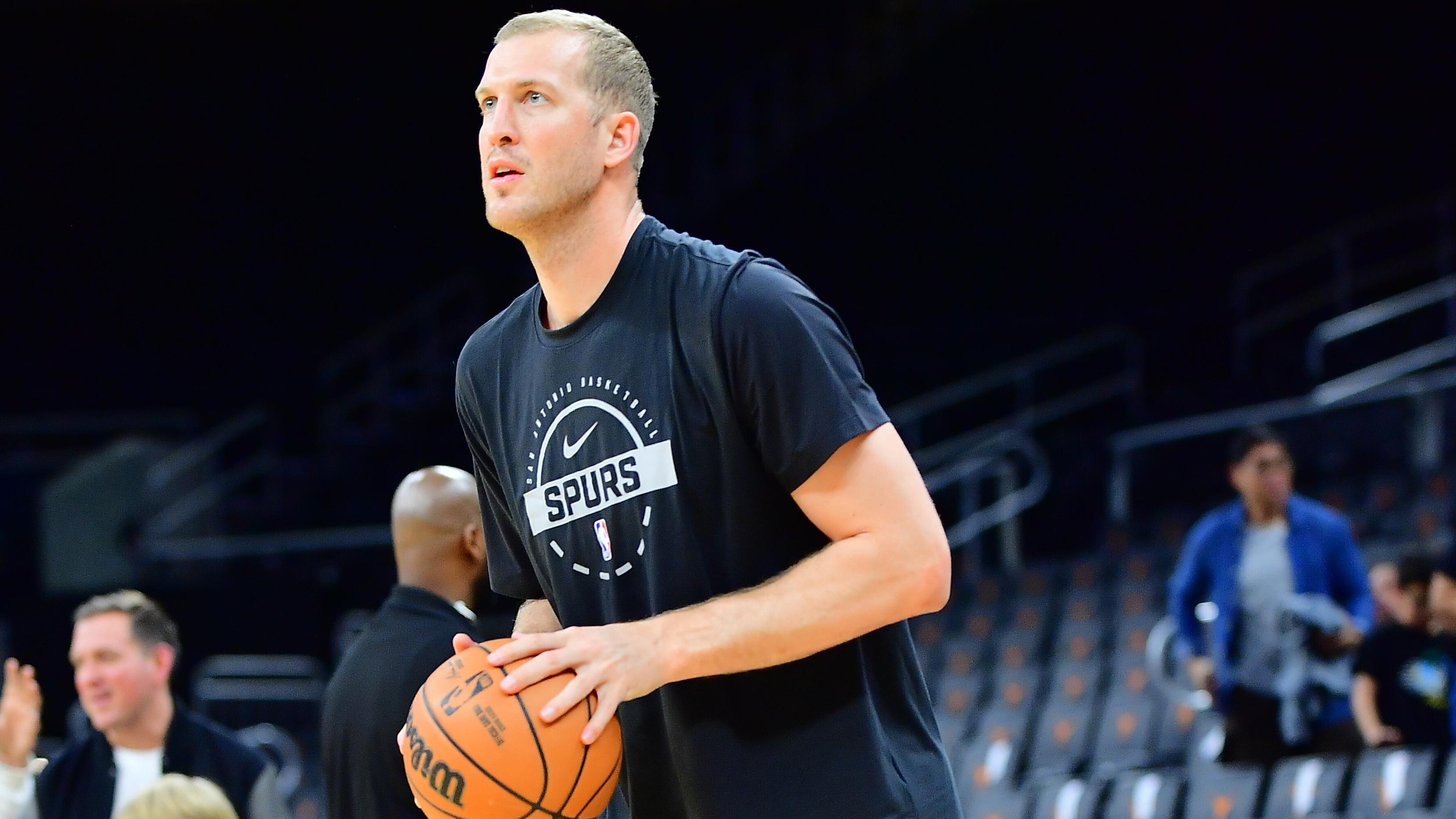 Mason Plumlee Signs Contract With Wemby, Spurs Until End of NBA Season ...