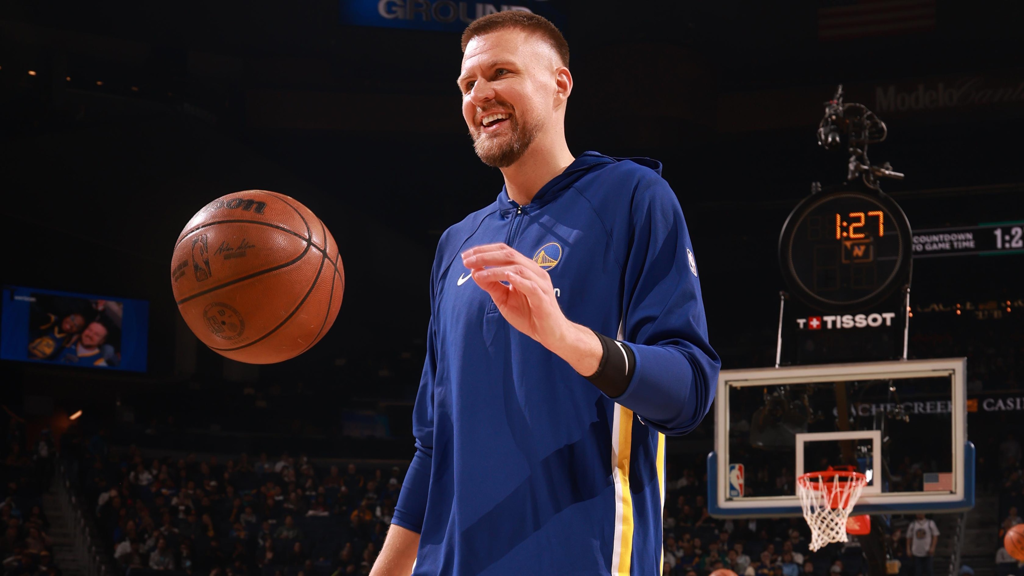 Kristaps Porzingis Reacts to Warriors Debut in Return from Injury After ...