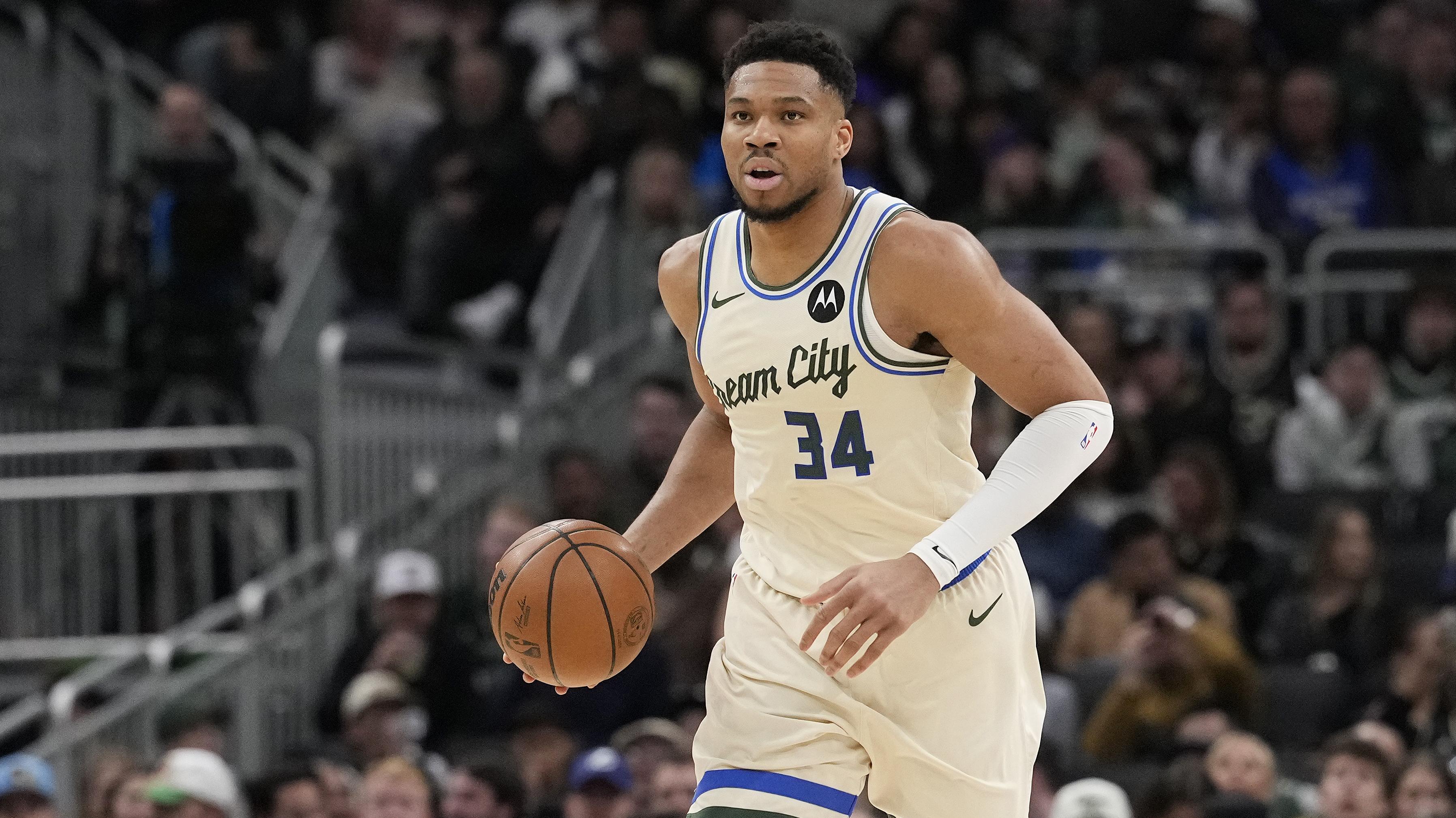 New Giannis Injury Update, Latest Rumors on Bucks Star's Knee and ...