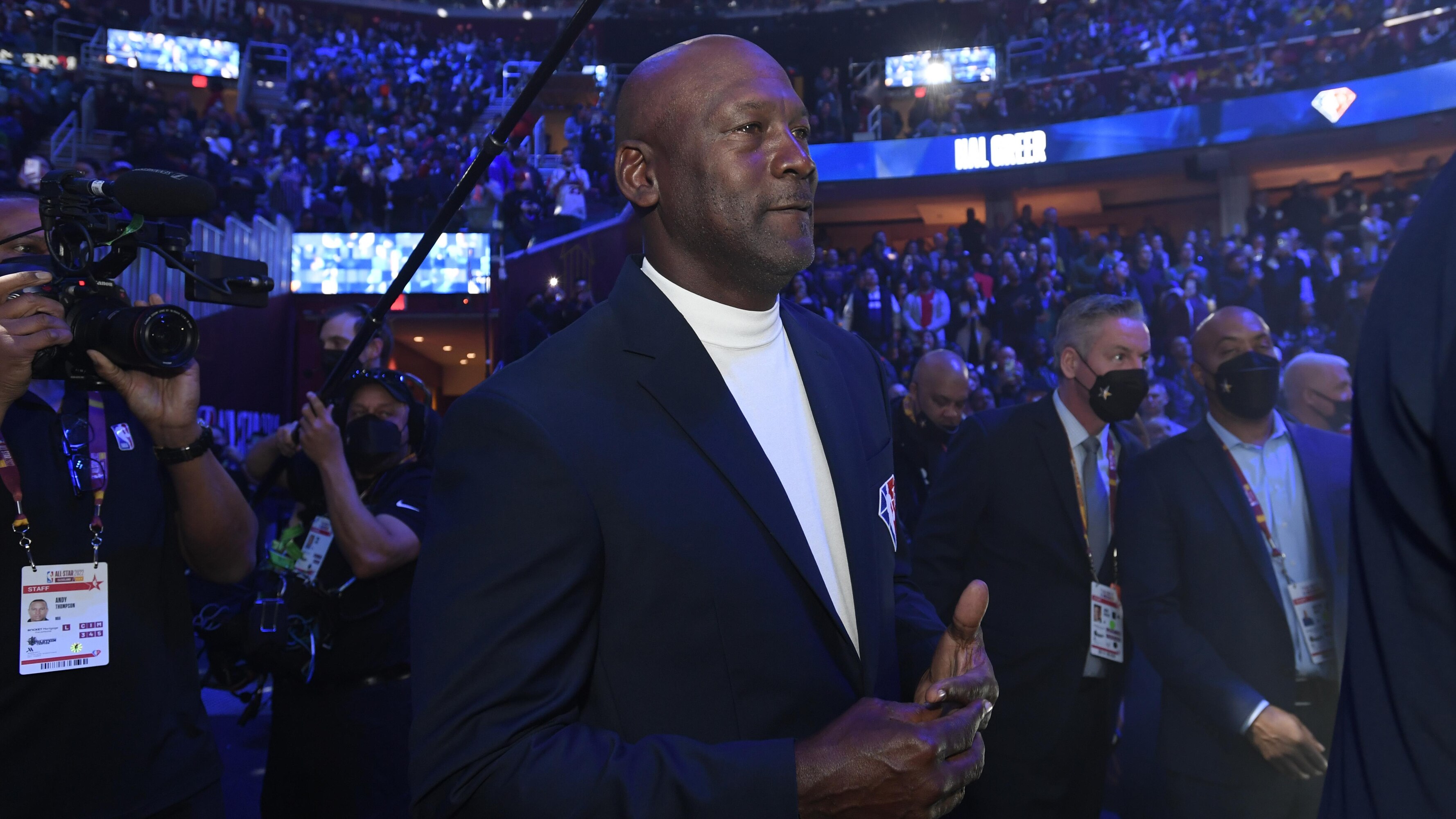 Michael Jordan Autograph Card Sells for Record at Auction, Includes ...