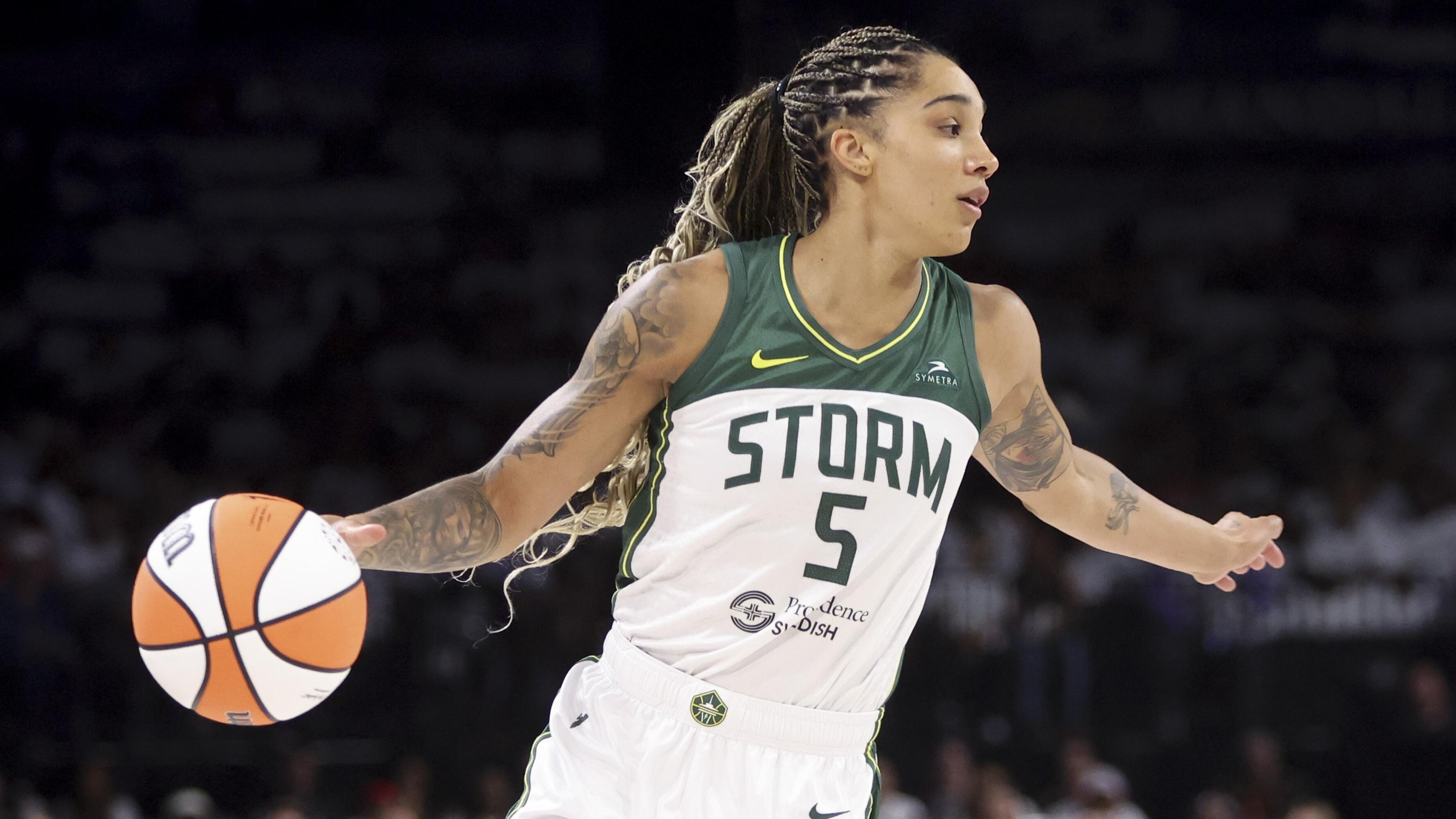 WNBA All-Star Gabby Williams Signs Valkyries Contract, Updated Roster ...