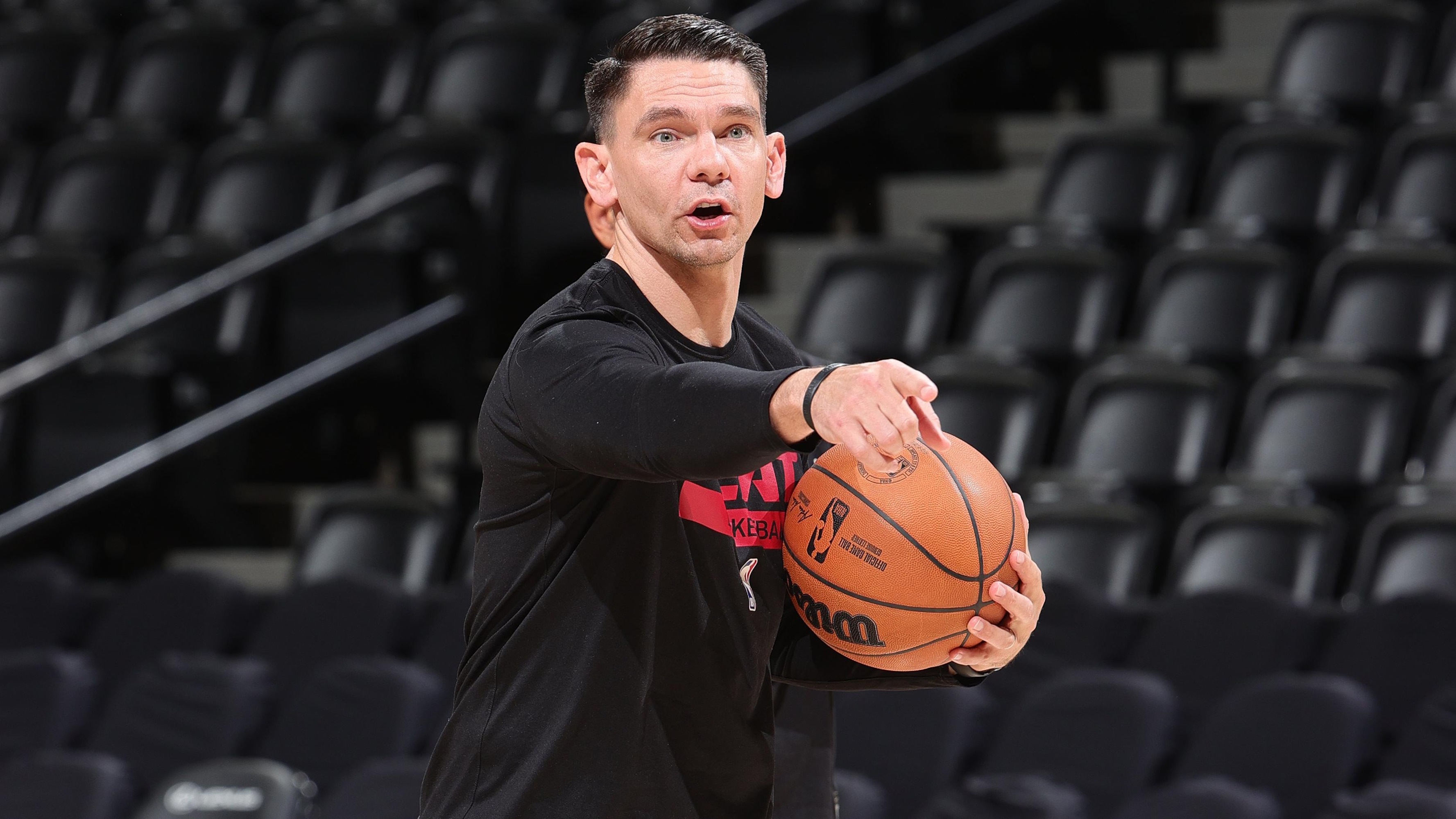 New Bulls Rumors on Heat Assistant Eyed for HC Interview to Replace ...