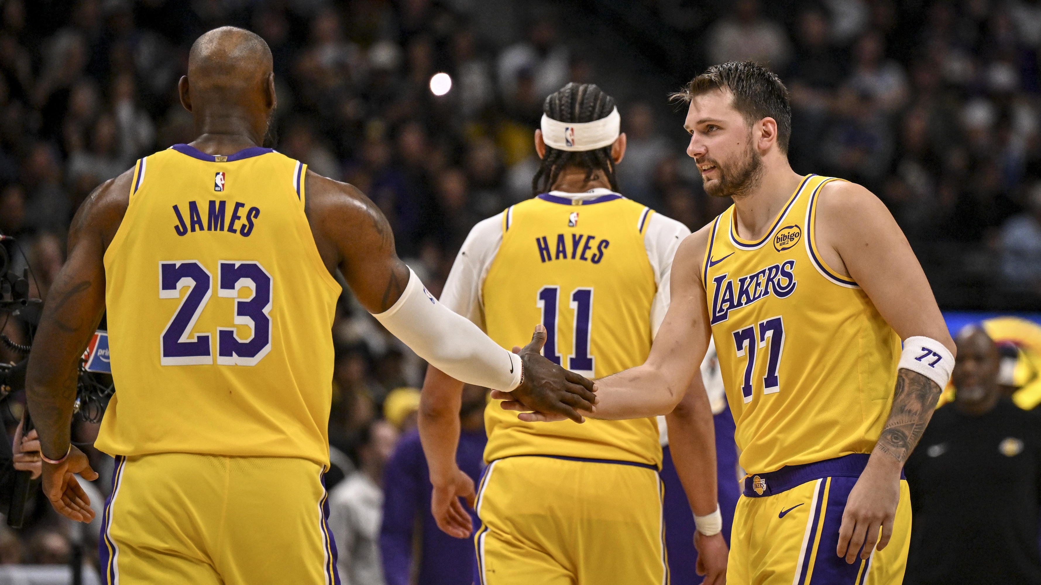 Lakers' LeBron James Discusses How He Remembers Custom Handshakes for ...