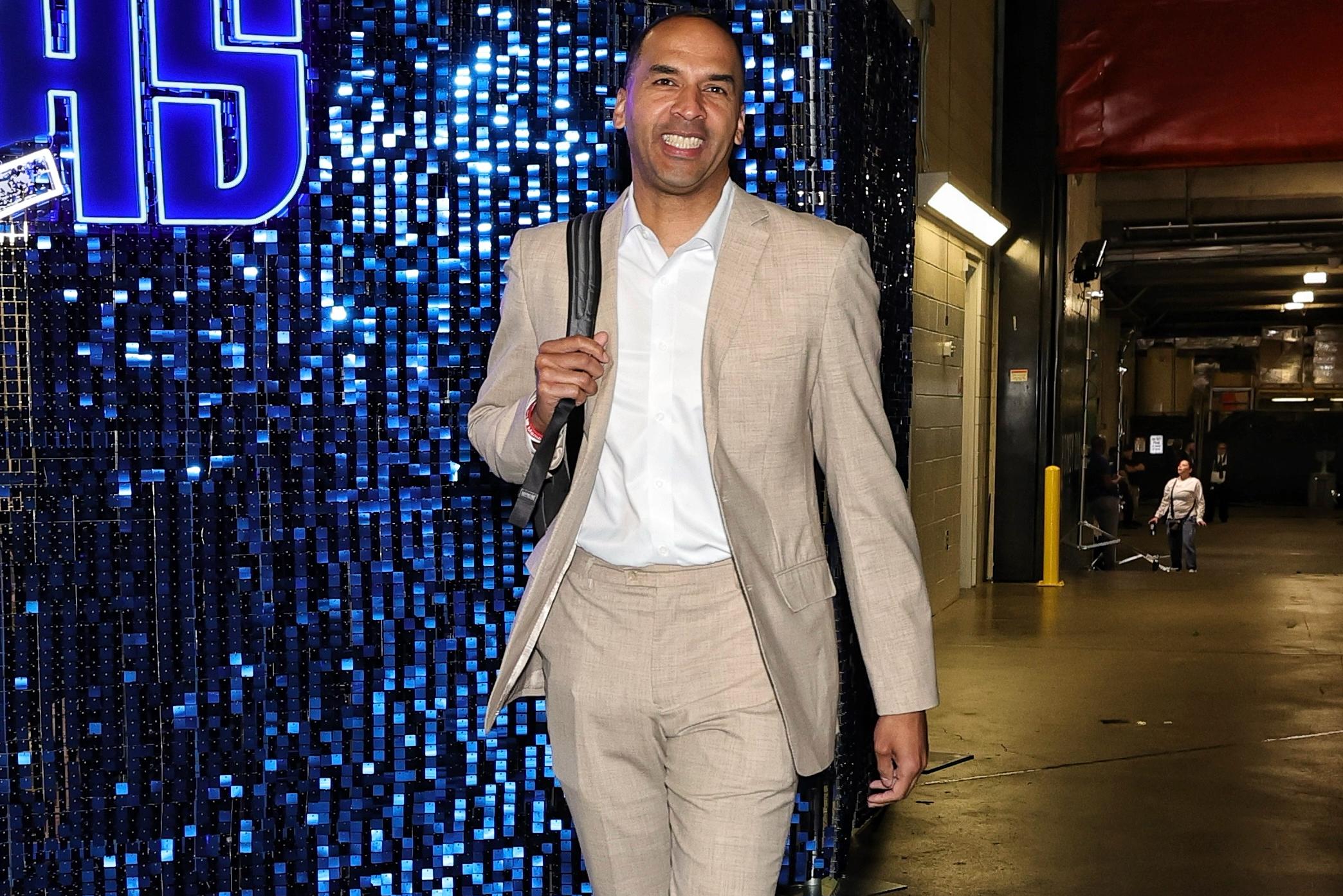 NBA Exec Reportedly Hopes Mavs' Harrison Stays, Says It's Good to Have ...