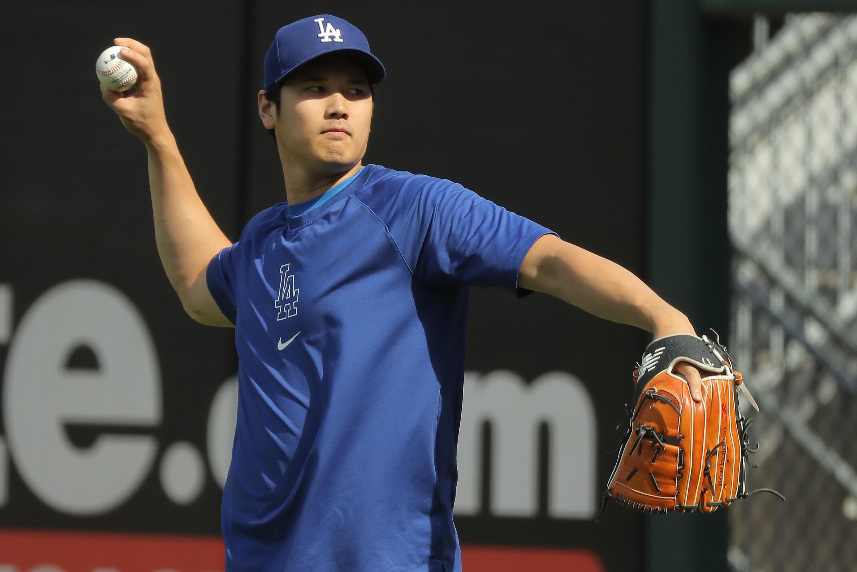 Video: Dodgers' Shohei Ohtani Throws Bullpen Session Amid Elbow Injury ...