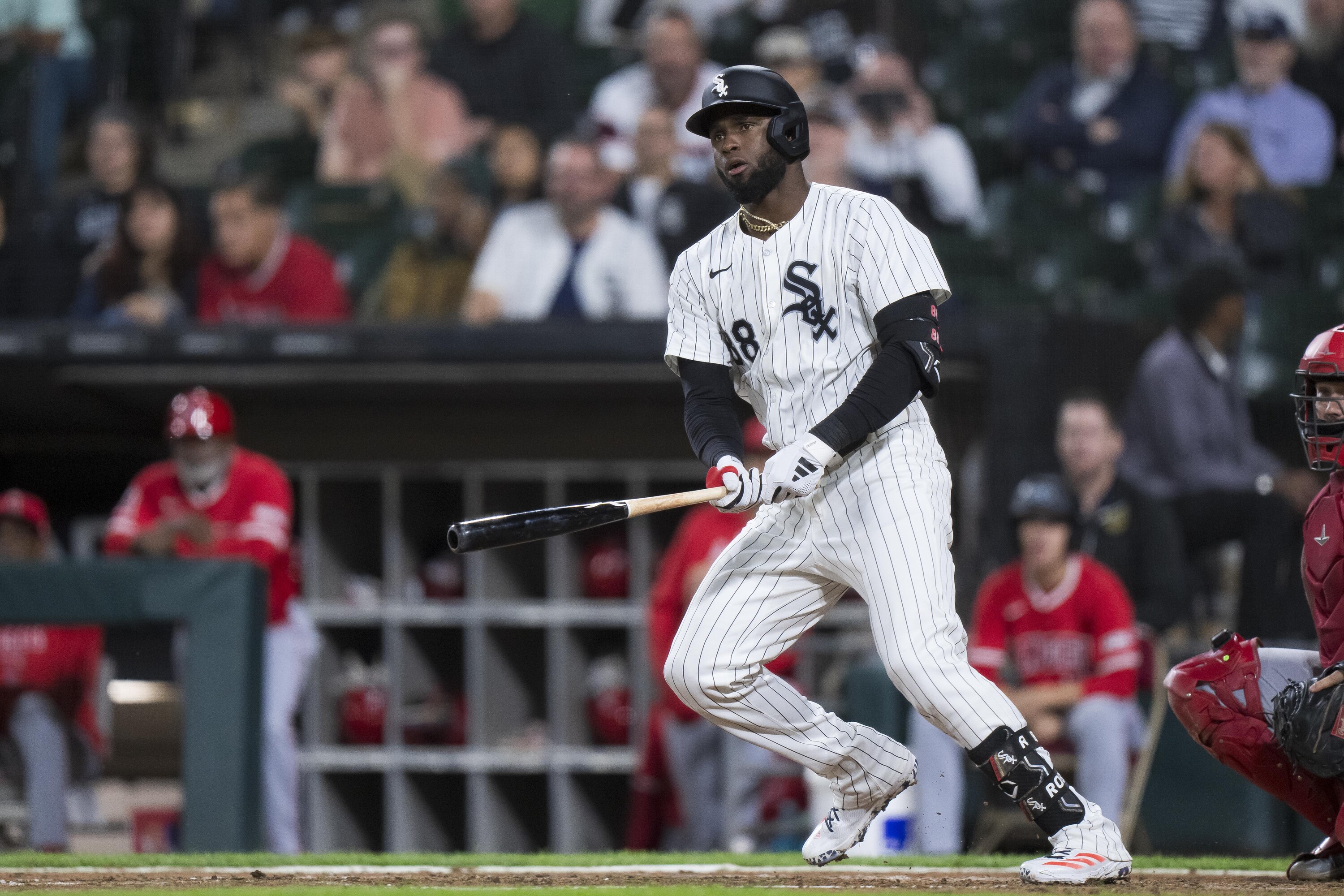 Luis Robert Jr.'s White Sox Contract Option for 2026 MLB Season ...