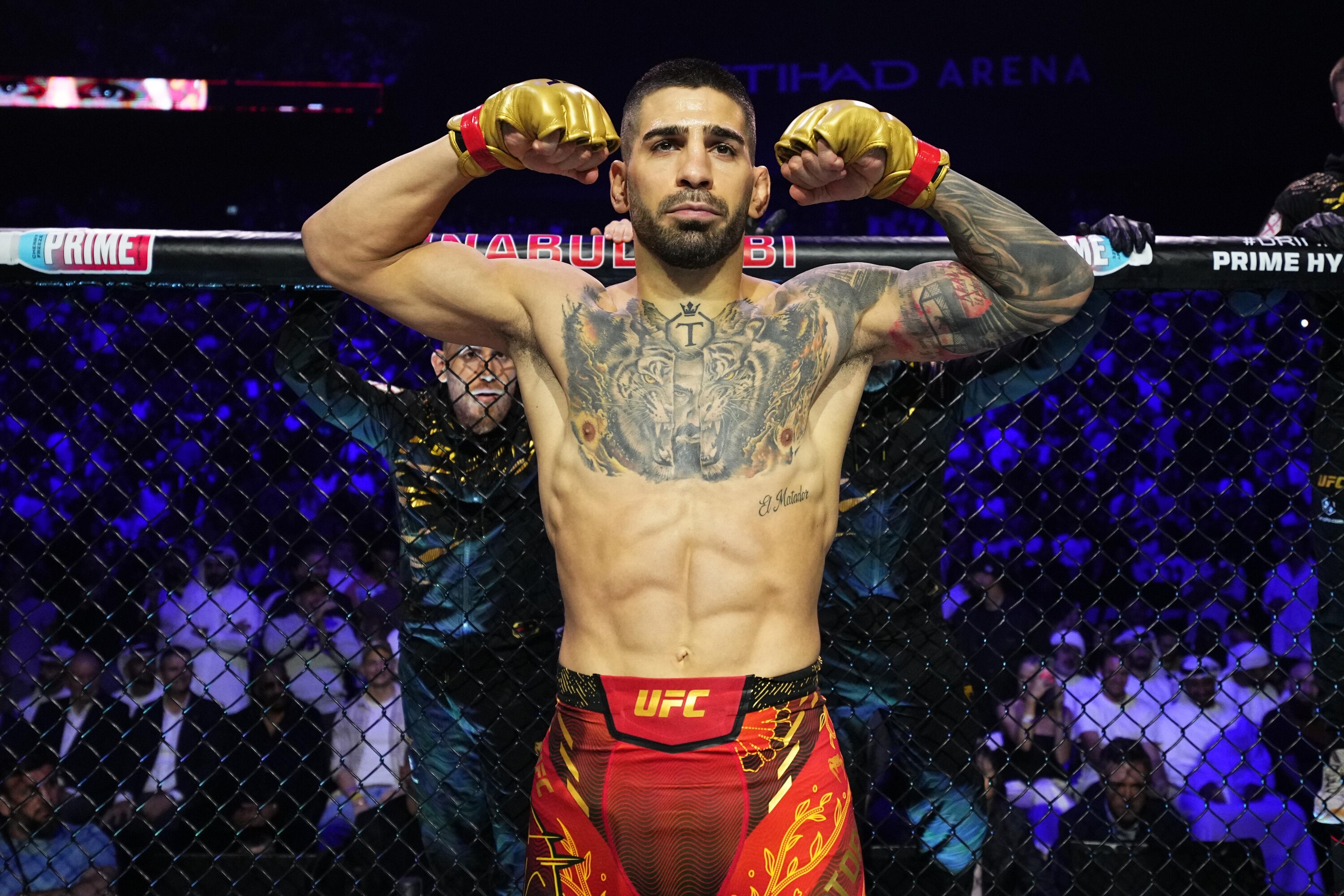 Ilia Topuria Vacates Title, Volkanovski-Lopes Fight for Belt; UFC 315 ...