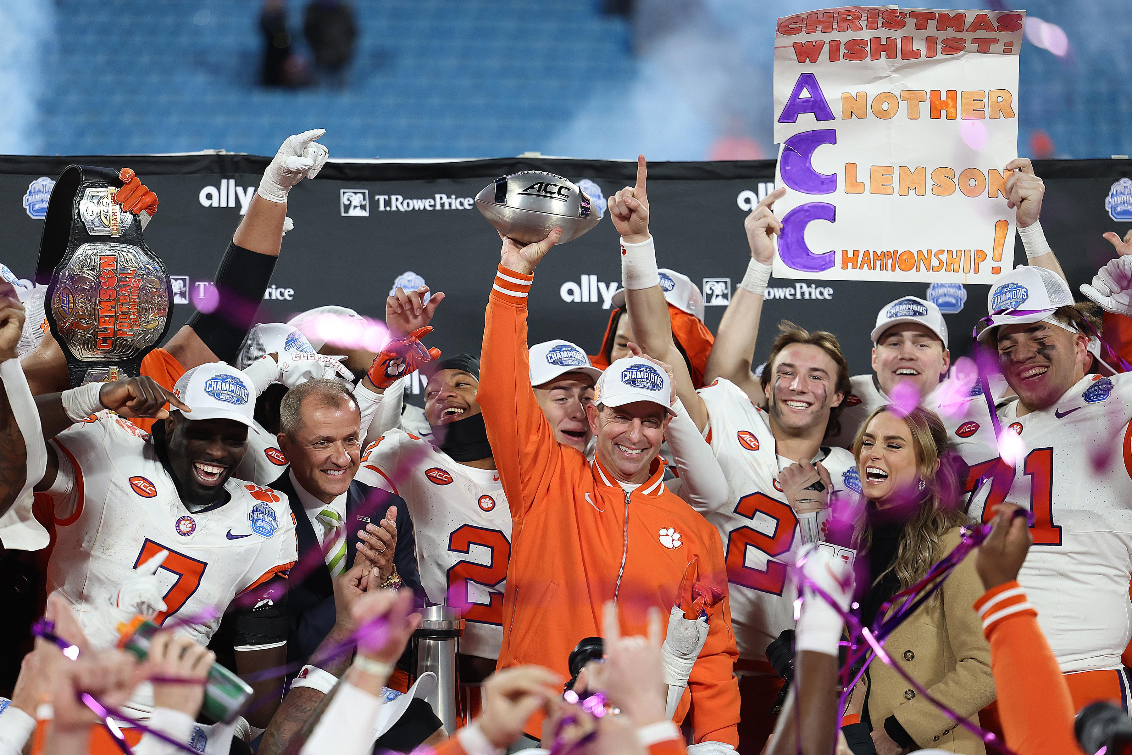 College Football Teams Having the Most Success on the 2026 Recruiting Trail