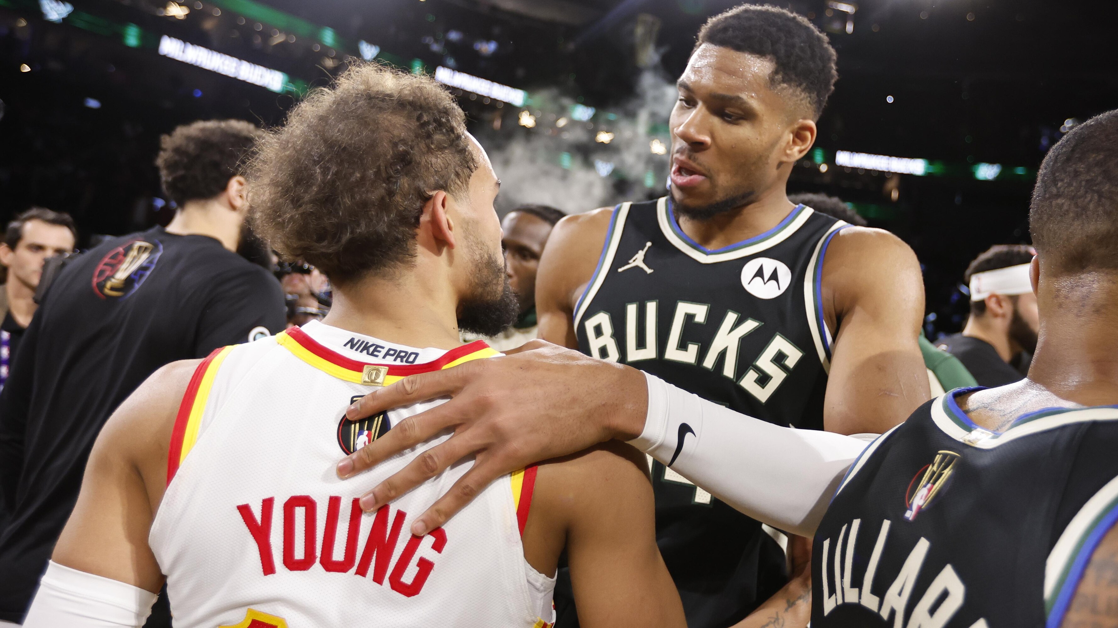 Blockbuster NBA Trade Idea To Pair Giannis Antetokounmpo With All-Star Point Guard