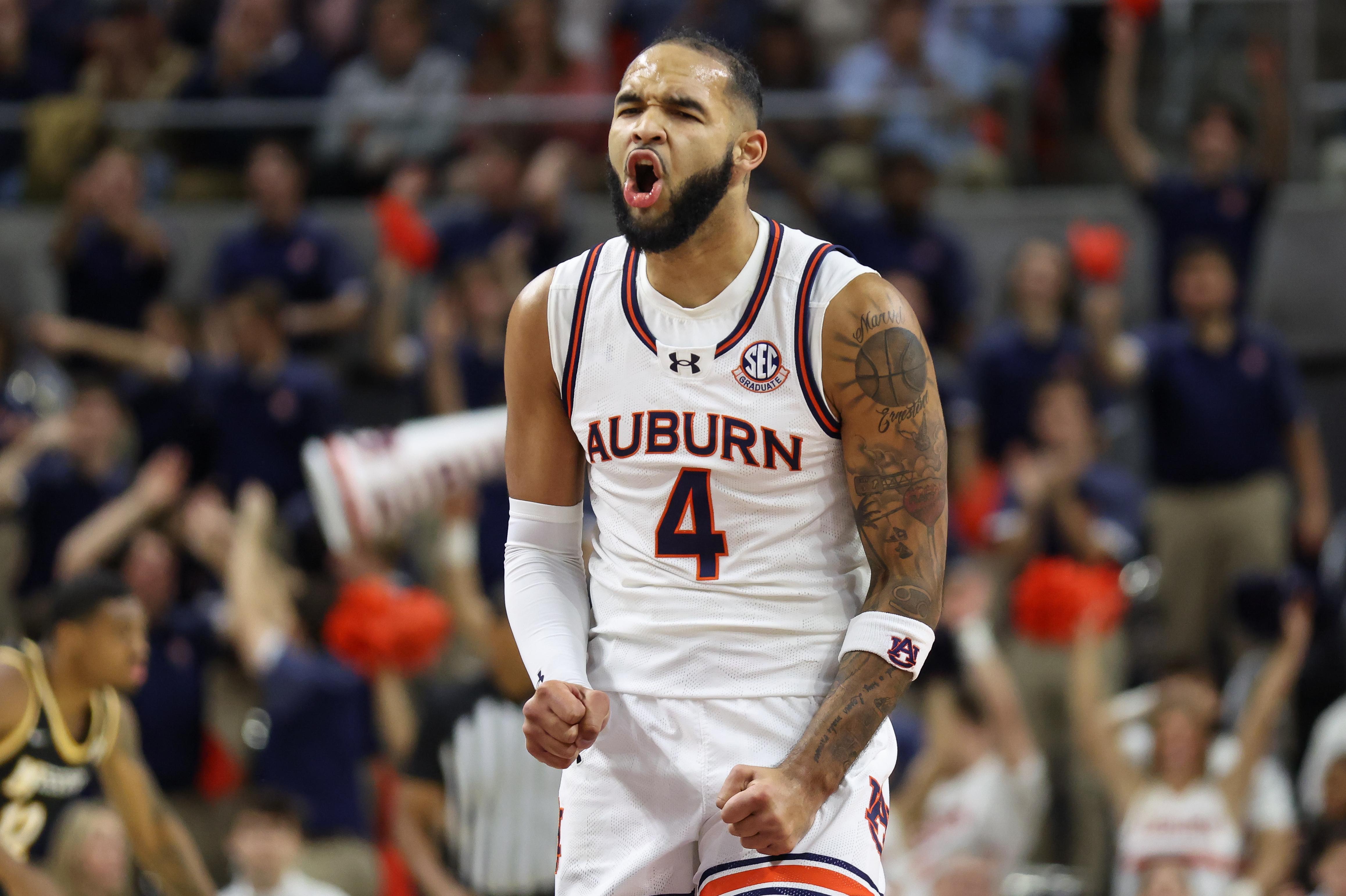 Ranking the Top 25 Most Memorable Performances of the 2024-25 Men's CBB ...