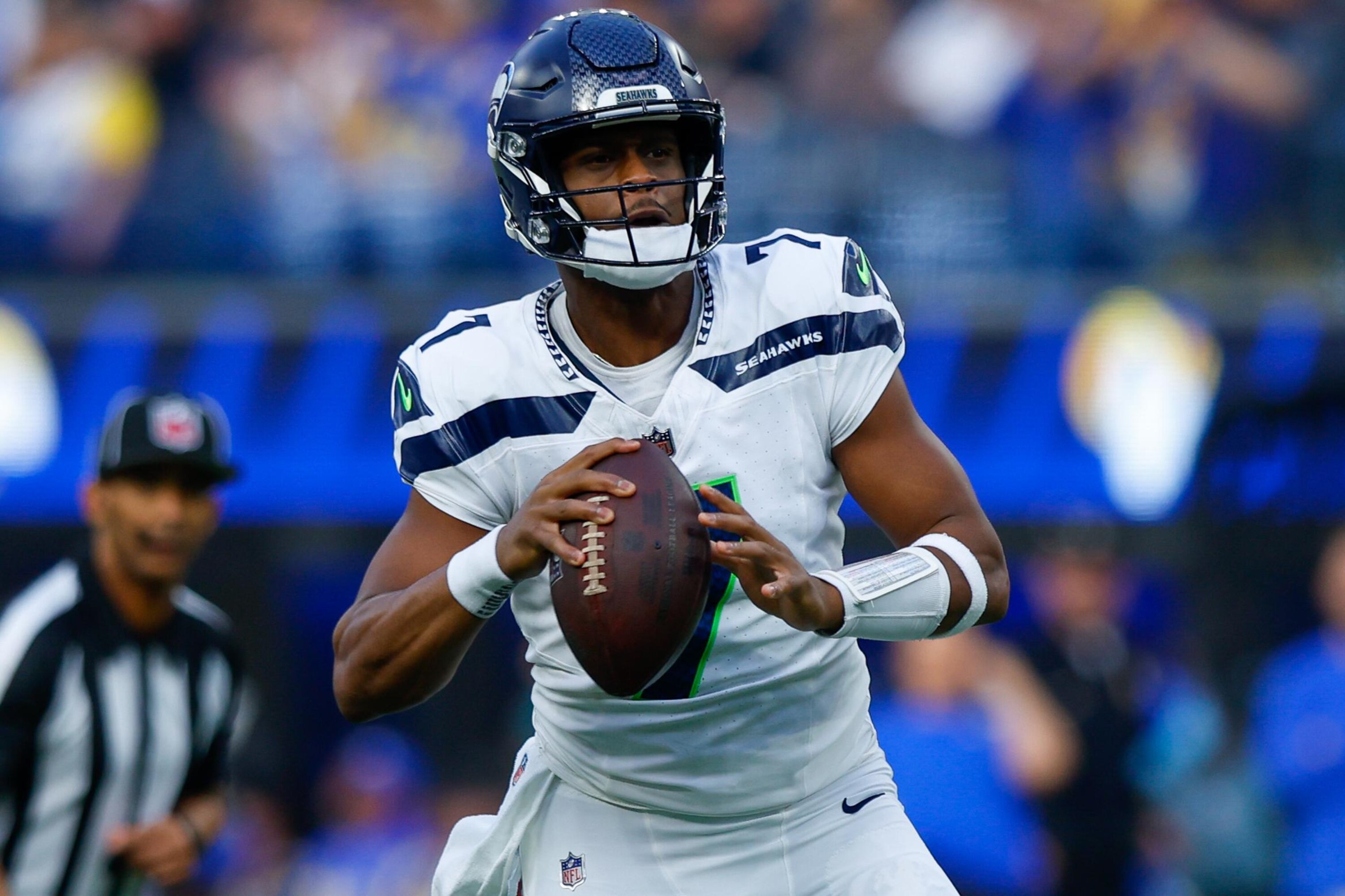 Video: Maxx Crosby Talks Geno Smith Trade, Says QB 'Fired Up' to Join ...