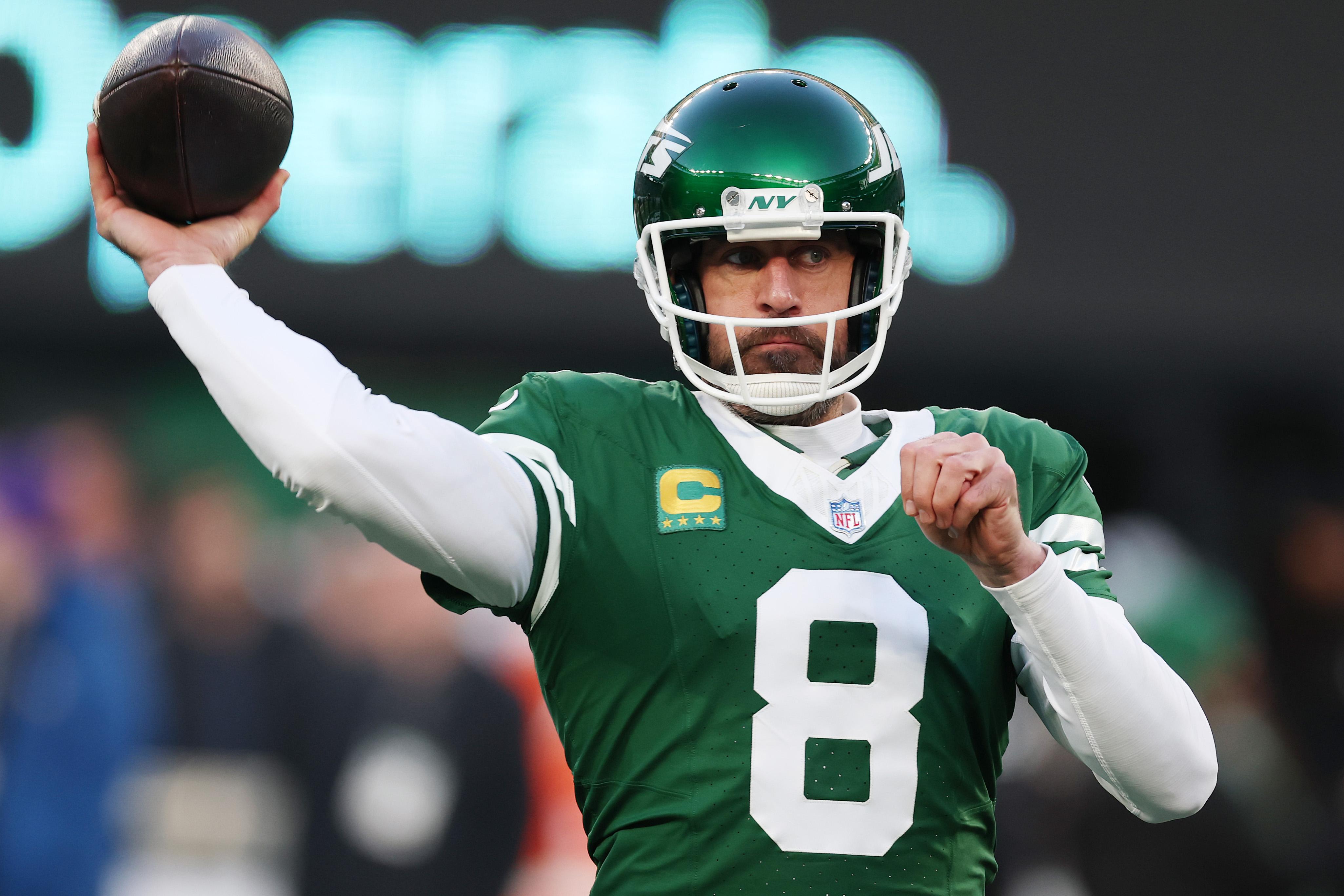 NFL Exec Predicts Sam Darnold Will Sign Raiders Contract in 2025 Free Agency