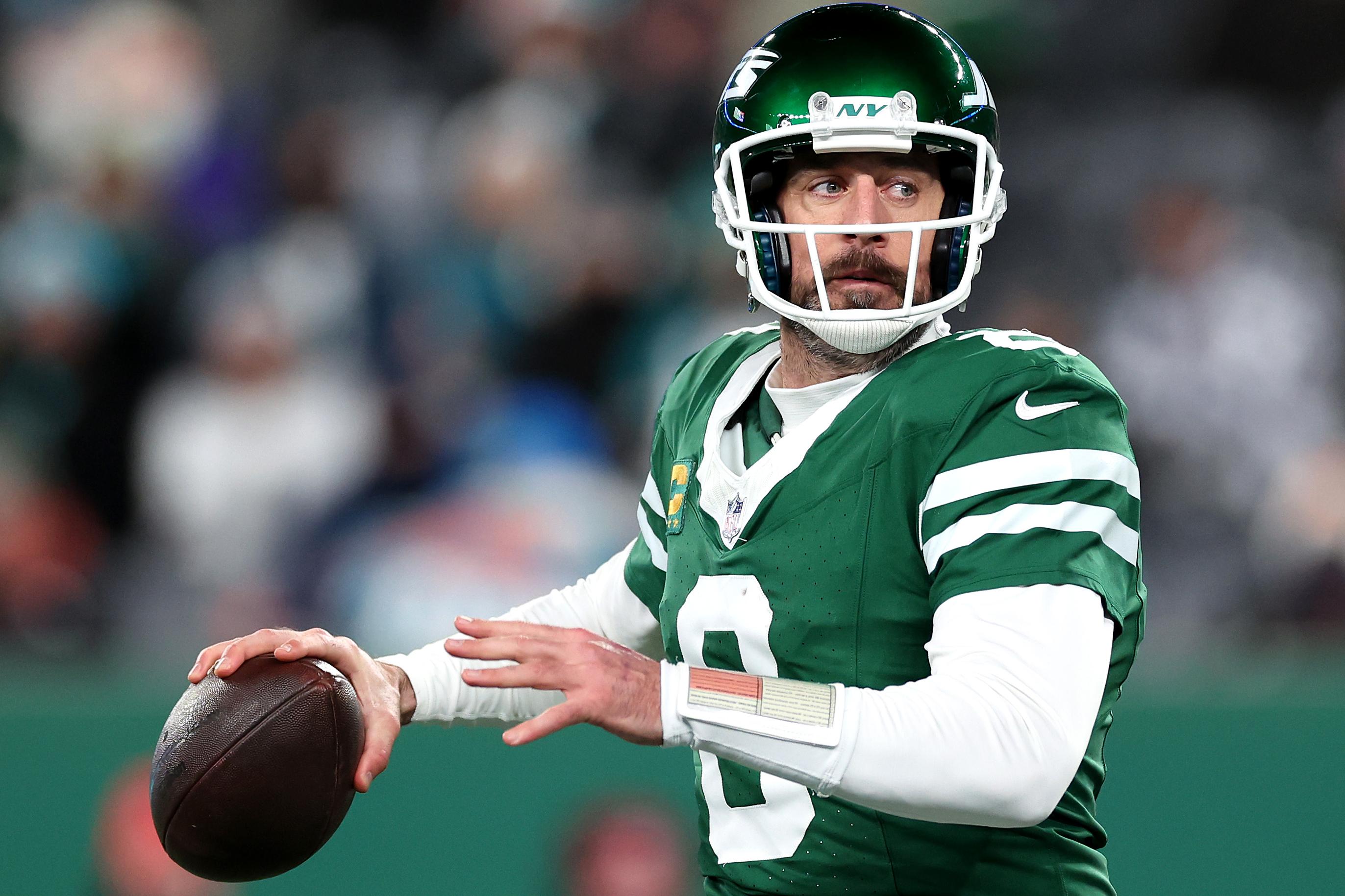 NFL Rumors: Aaron Rodgers Visiting Steelers, Contract Not 'Done or ...