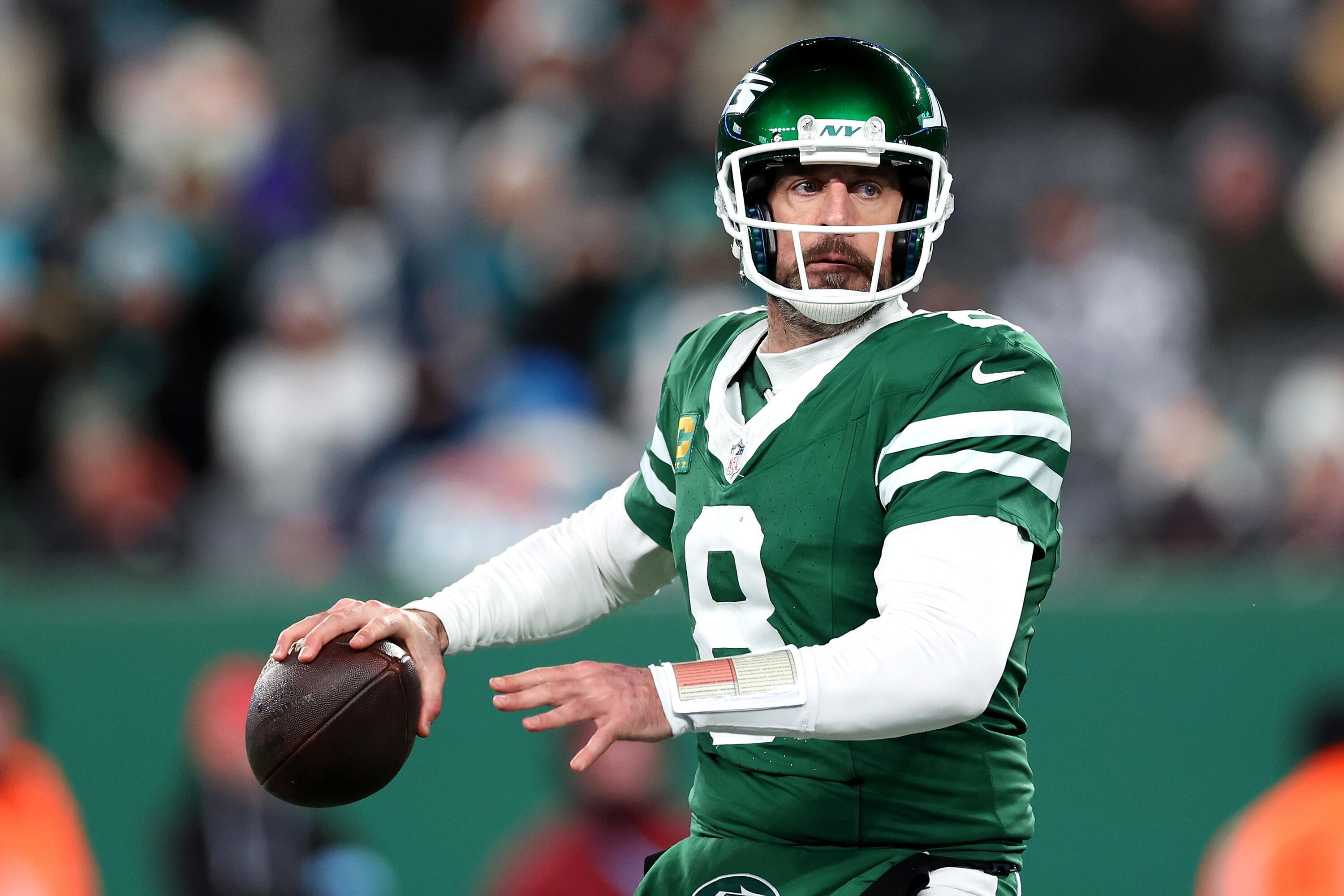 Aaron Rodgers' Top NFL Landing Spots After Jets Officially Move on From QB in 2025