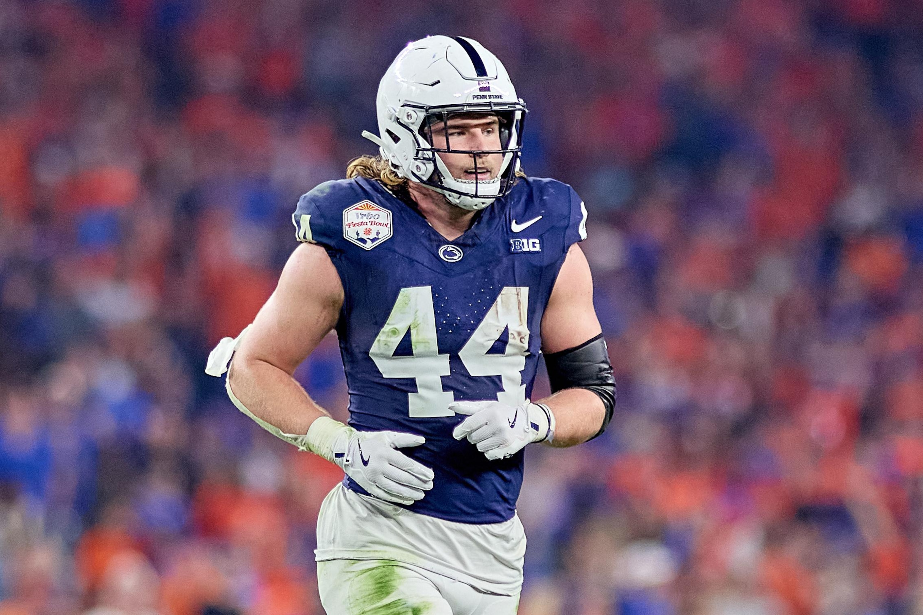 Report: Tyler Warren Won't Work Out at 2025 NFL Combine; B/R's No. 2 TE ...