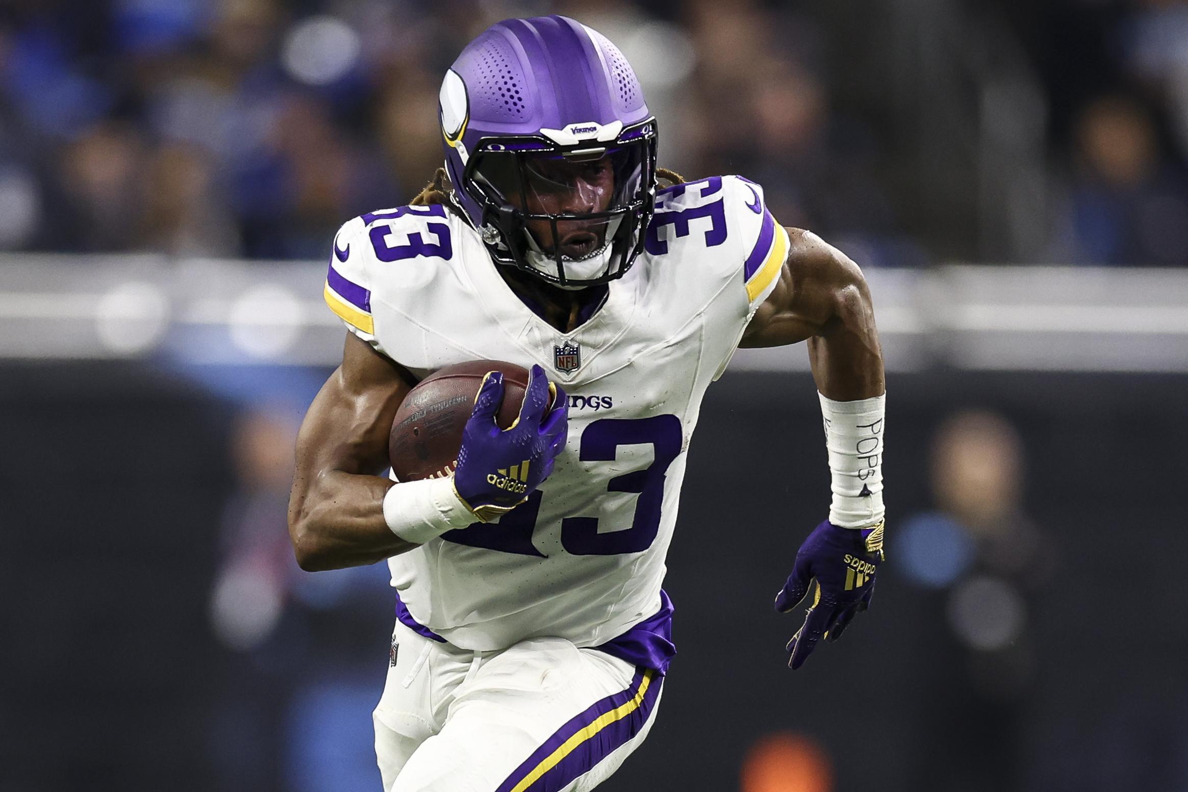 Report: Aaron Jones, Vikings Move Void Date in Contract Ahead of 2025 ...