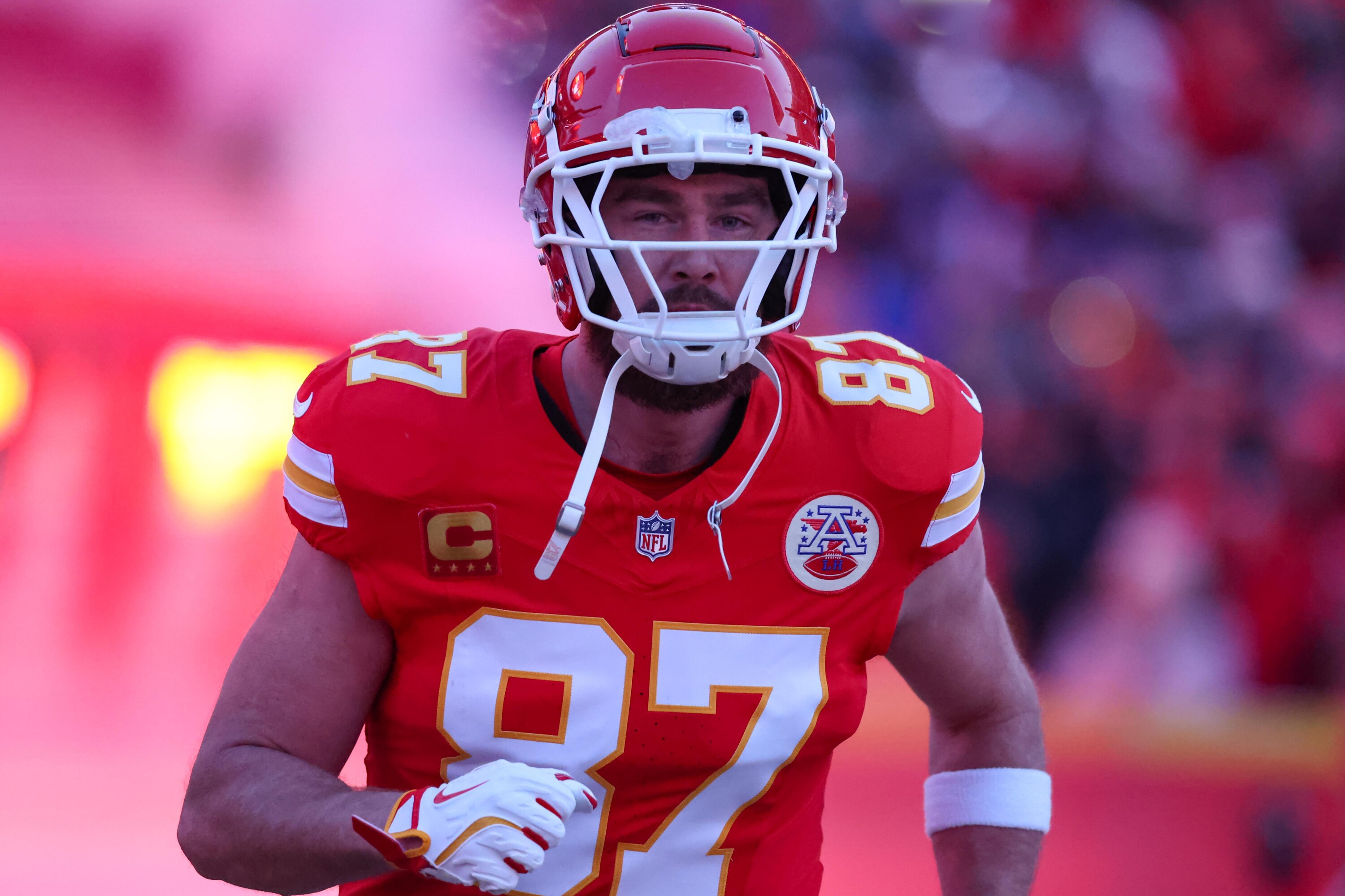 Chiefs Insider: Travis Kelce Isn't Expected to Announce Retirement Decision by Combine