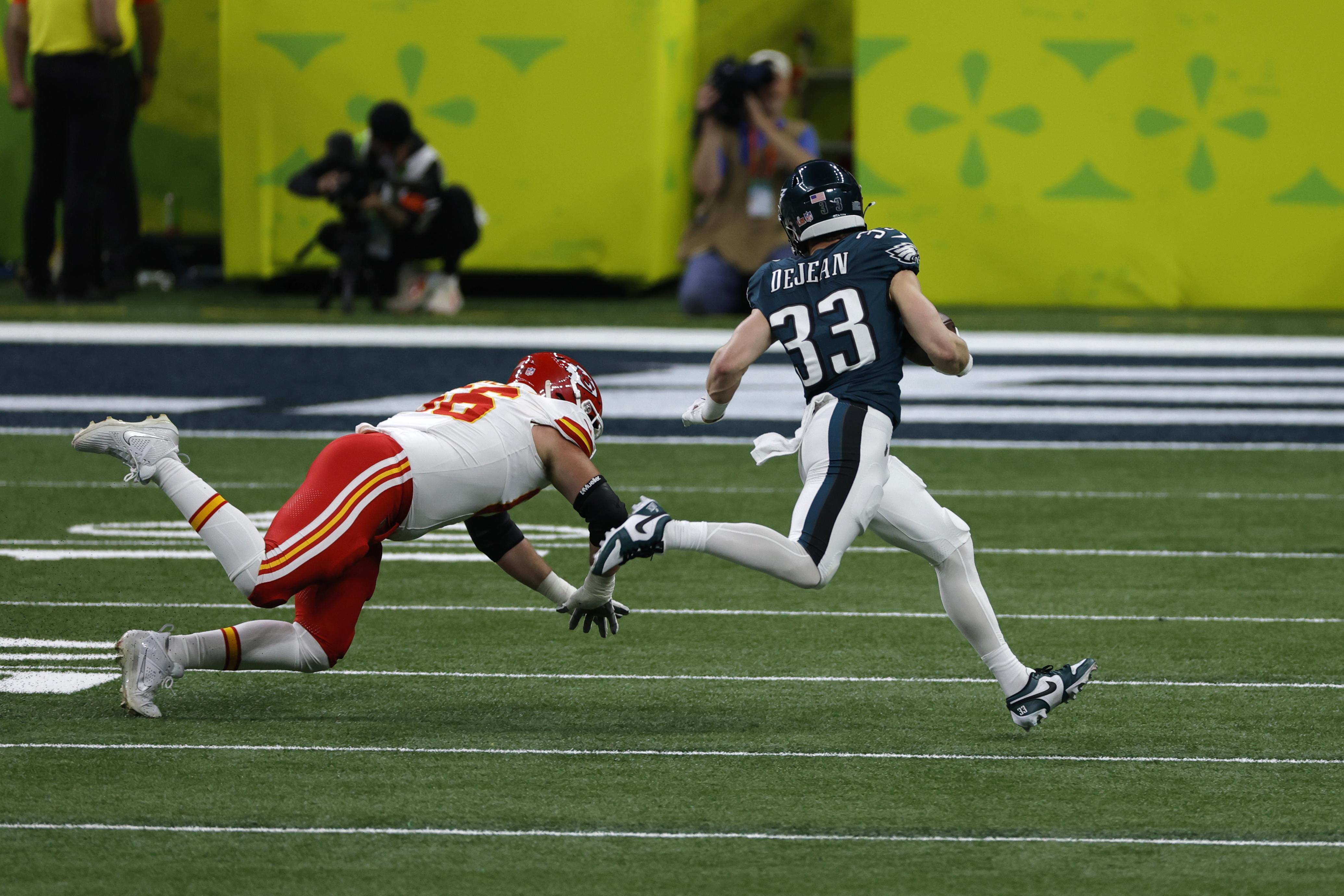 Cooper DeJean Reveals Caitlin Clark Text After Super Bowl Pick-6 vs. Mahomes, Chiefs