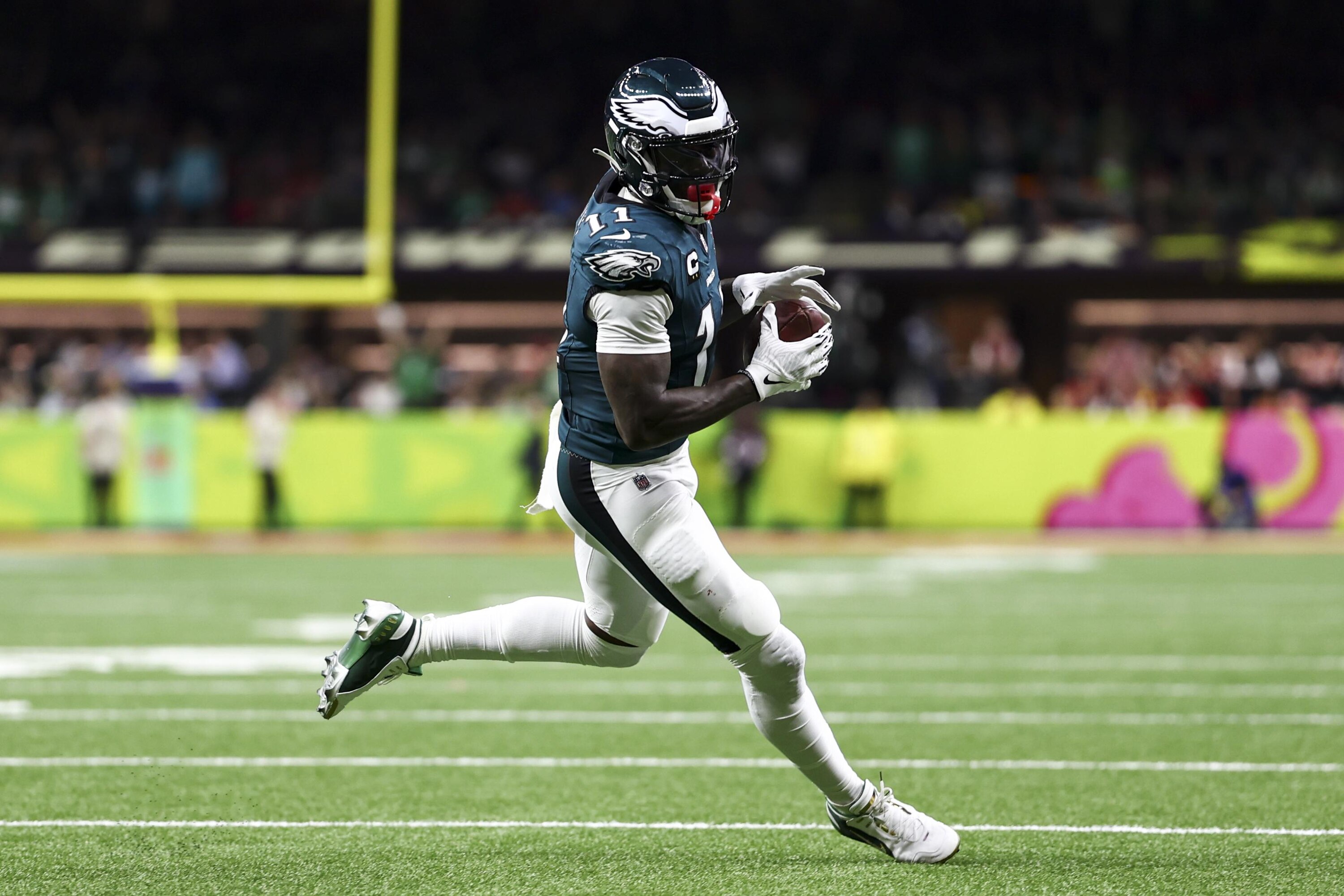 A.J. Brown Says He Watches Julio Jones Highlights, Listens to Adele as ...