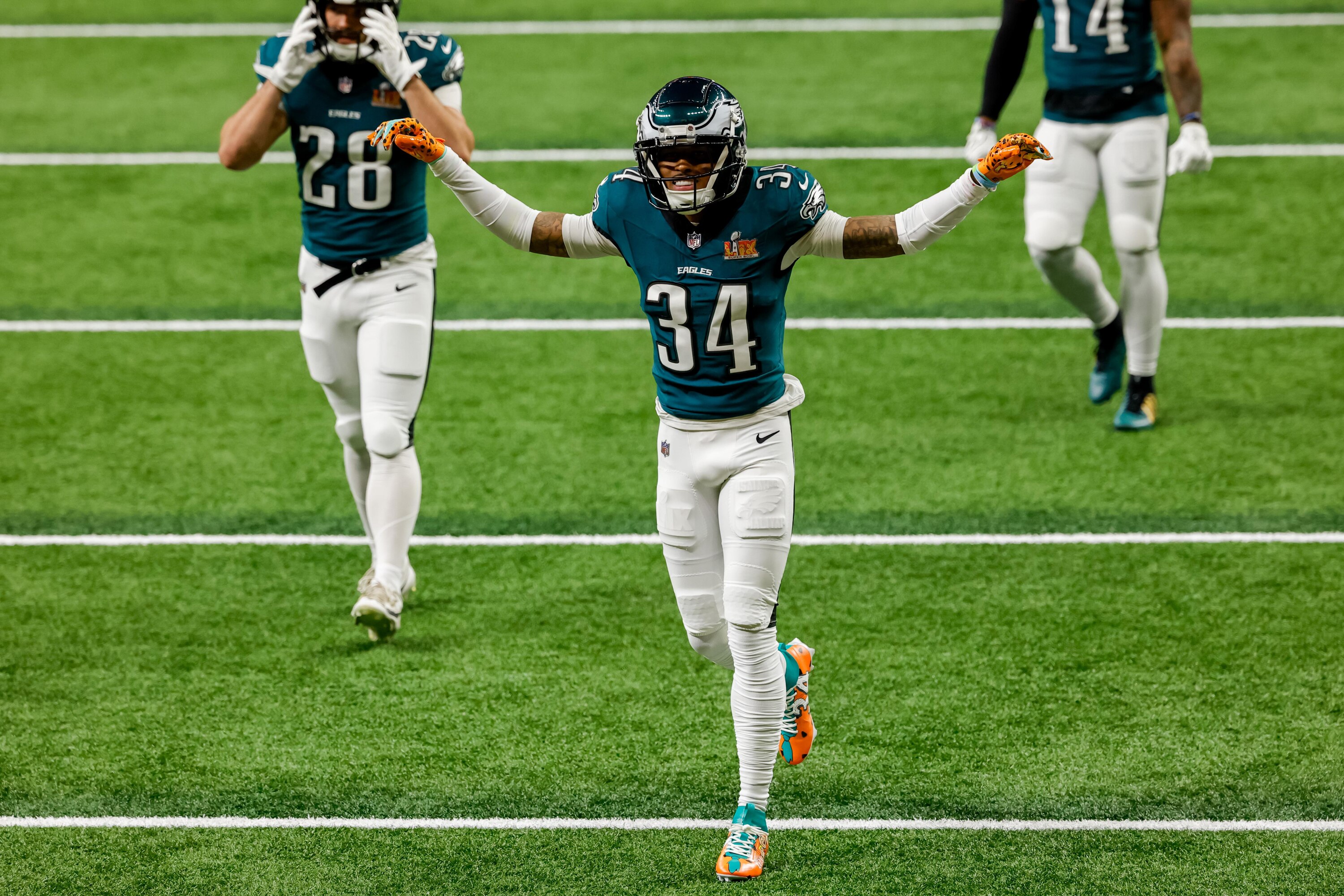 Video: Eagles' Isaiah Rodgers Celebrates Super Bowl 59 Title by Getting ...