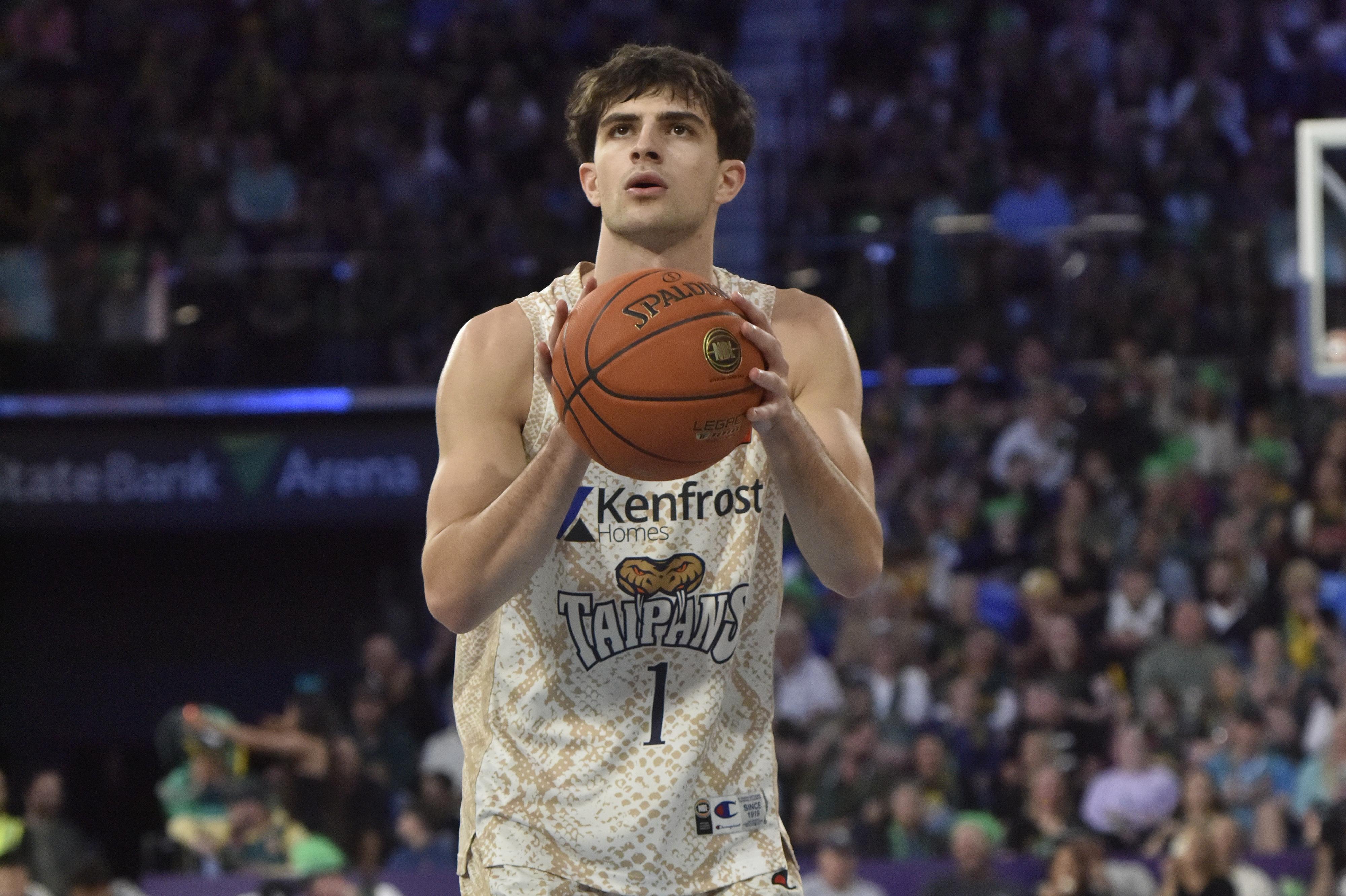 Warriors Sign Taran Armstrong to 2-Way Contract; PG Averaged 17 PPG in ...