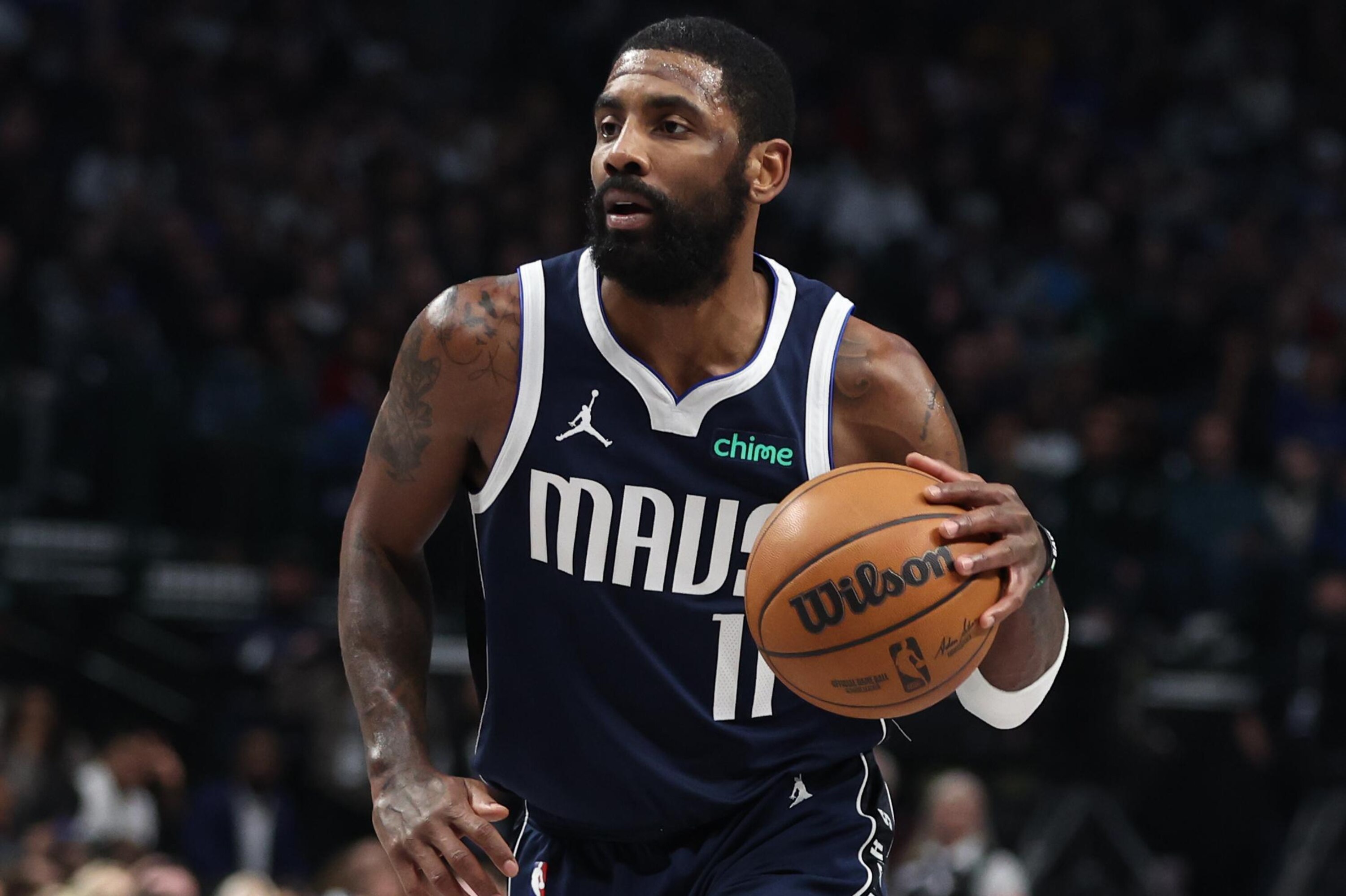Kyrie Irving Wows NBA Fans as Mavs Beat Curry, Butler, Warriors Despite ...