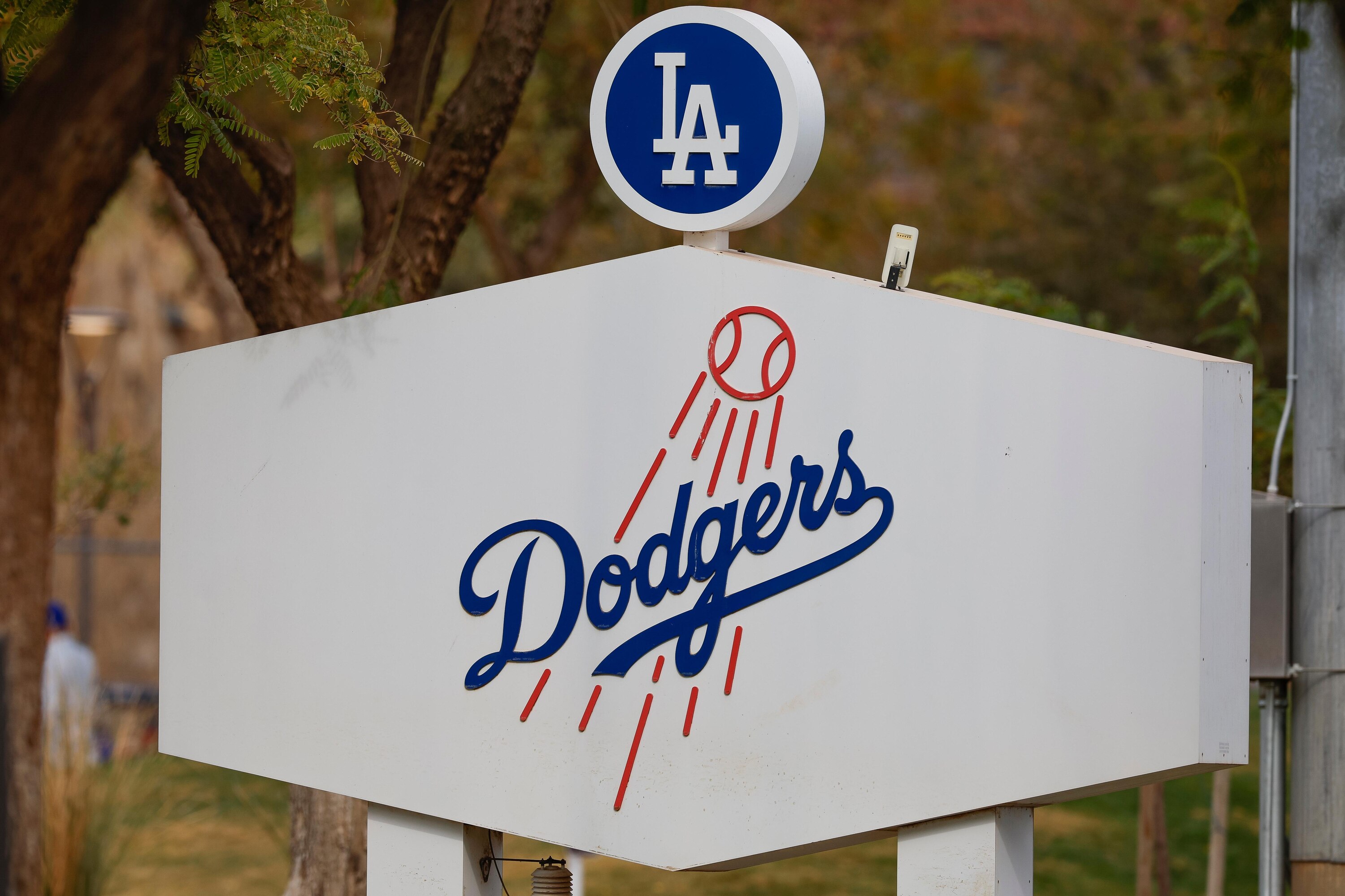 MLBPA Director Against Salary Cap amid Criticism of Dodgers' Contracts ...
