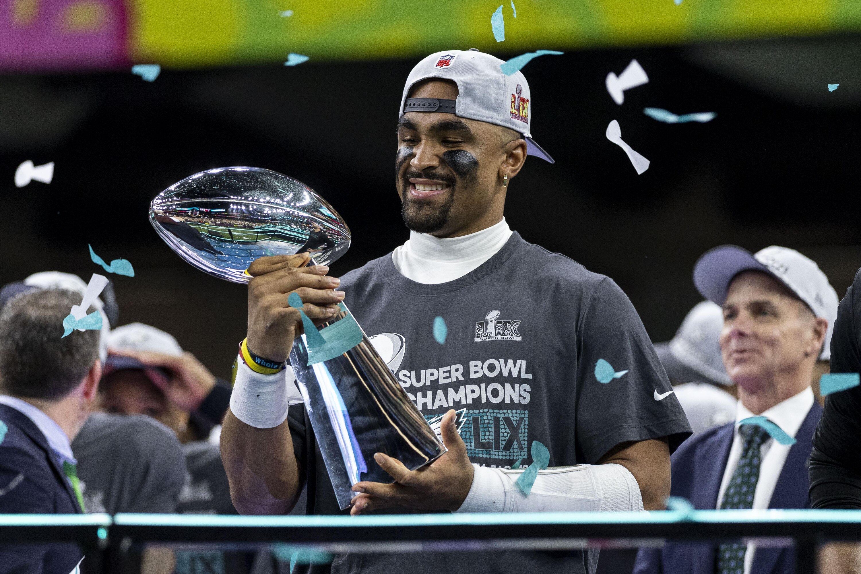 Jalen Hurts: Joy of Eagles' Super Bowl Win 'Had No Comparison' to Pain ...