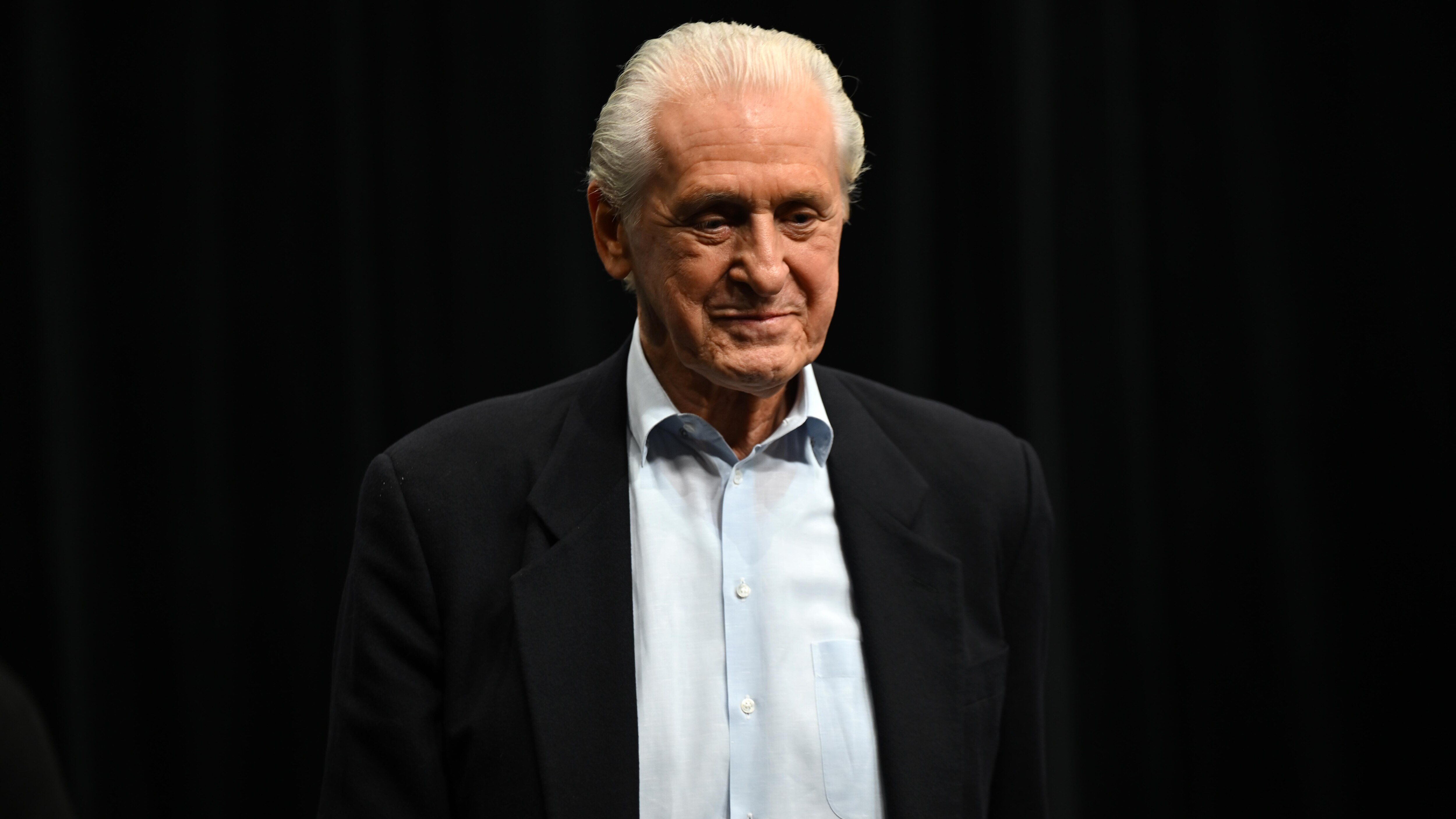 Winners and Losers of Blockbuster Kevin Durant Trade