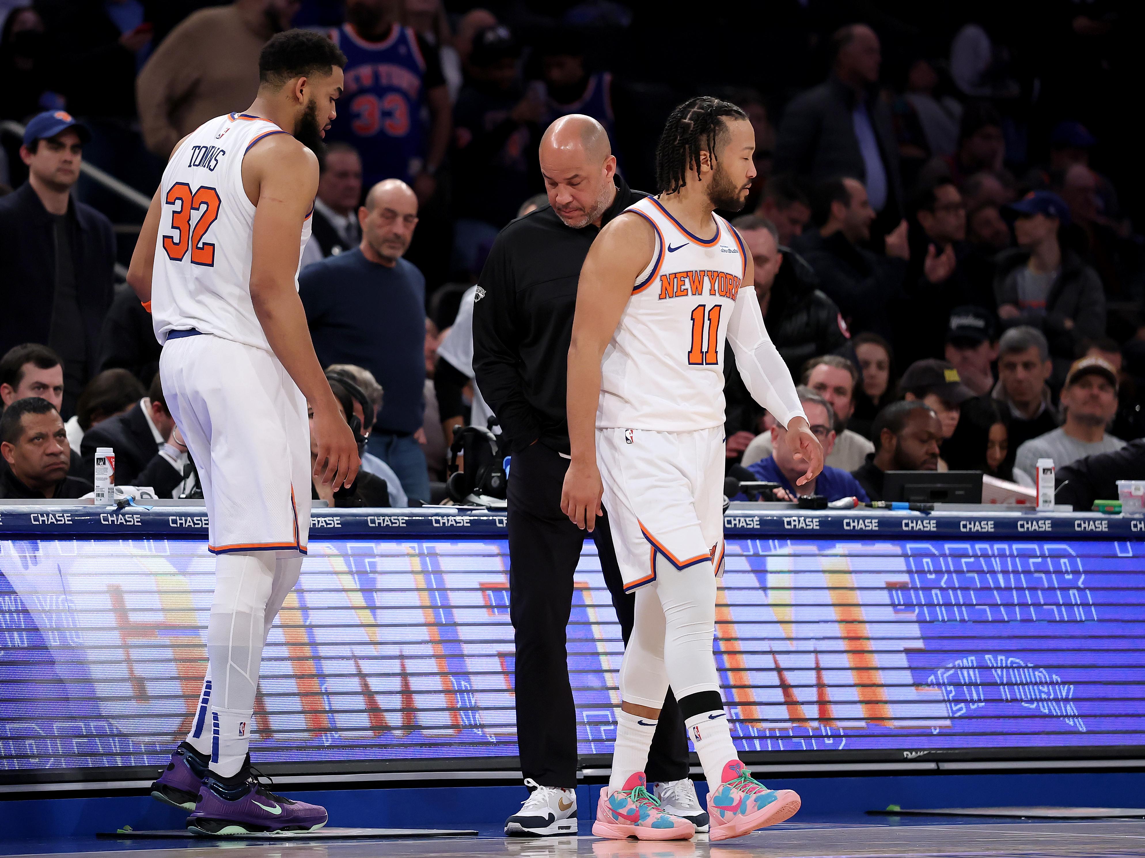 NBA Coach Sees Jalen Brunson, KAT as Defensive Liabilities amid Knicks ...