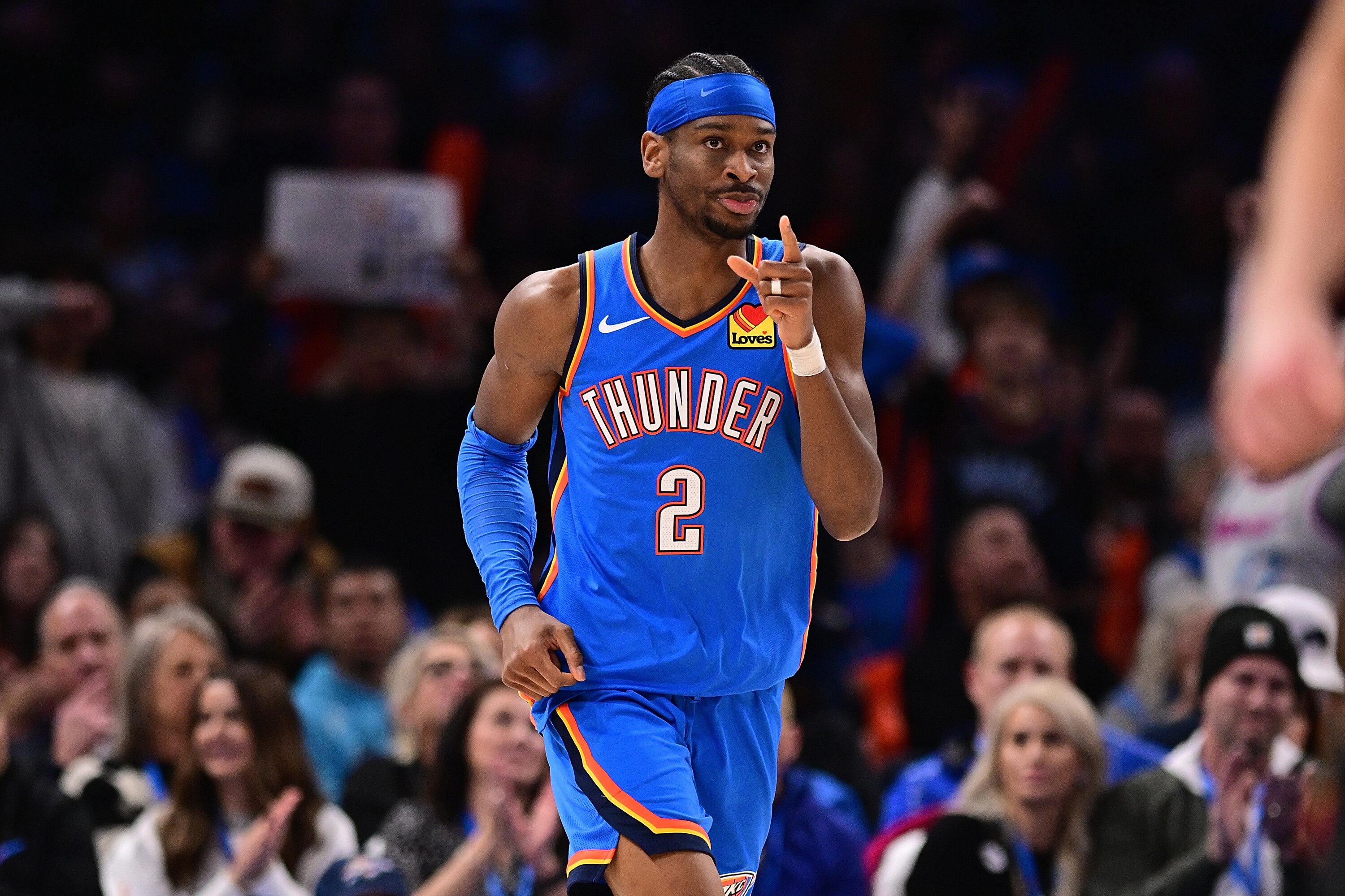 Shai Gilgeous-Alexander, Nikola Jokic Lead 2025 NBA MVP Voting in ESPN Straw Poll