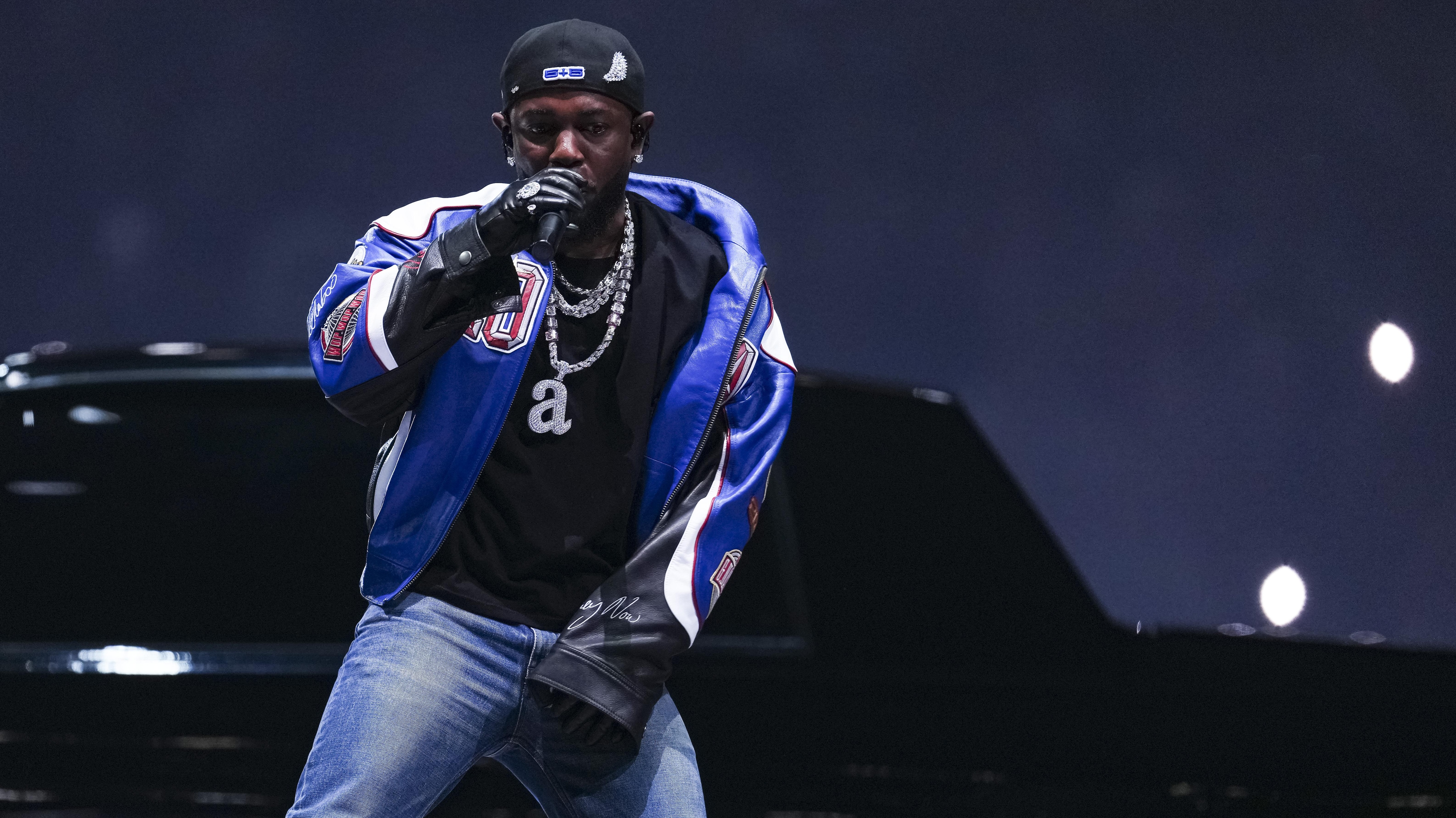 Kendrick Lamar-Drake Feud Hyped by MLB Fans Ahead of Dodgers-Blue Jays ...