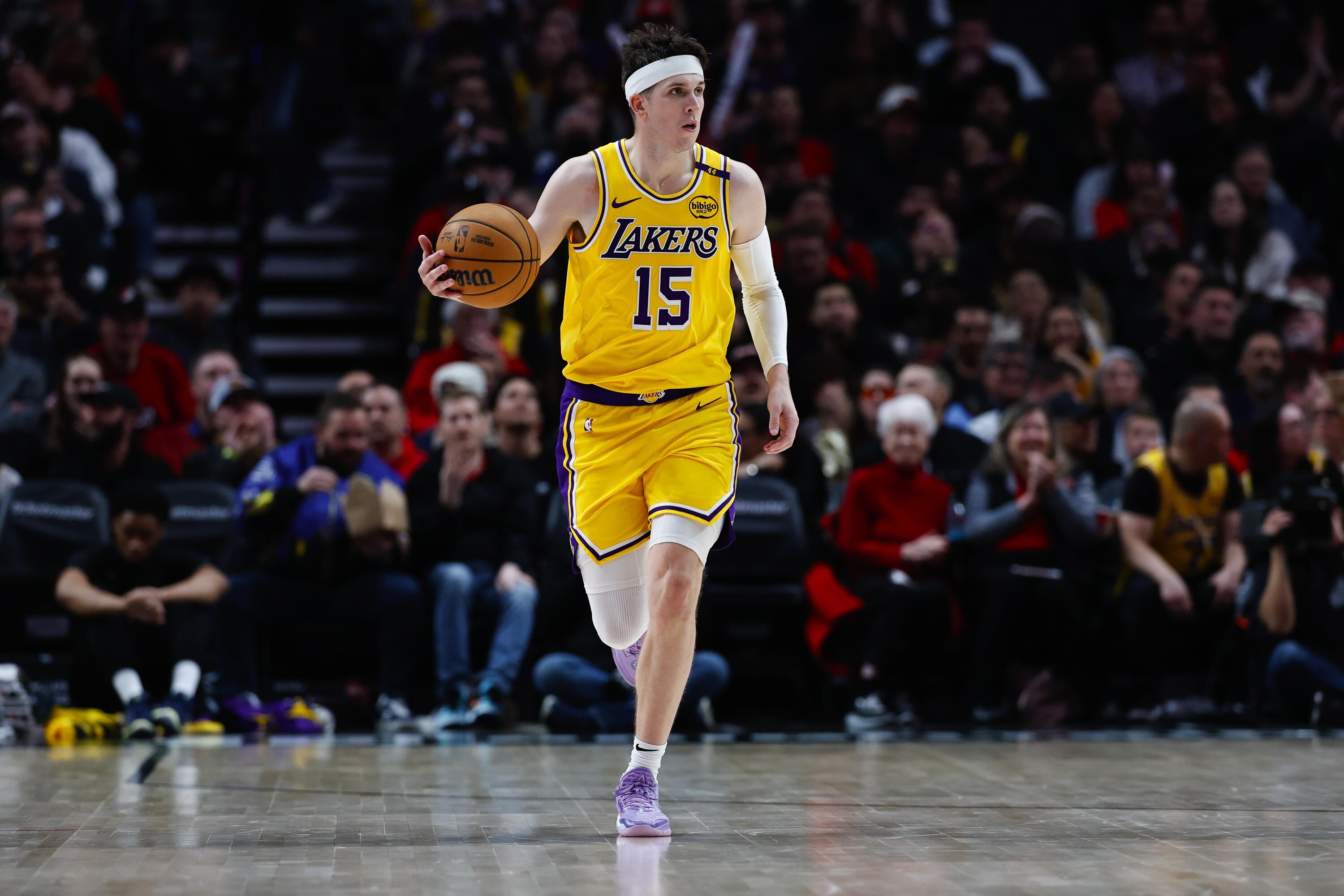 Report: Lakers' Austin Reaves Day-to-Day; MRI Didn't Reveal Serious ...