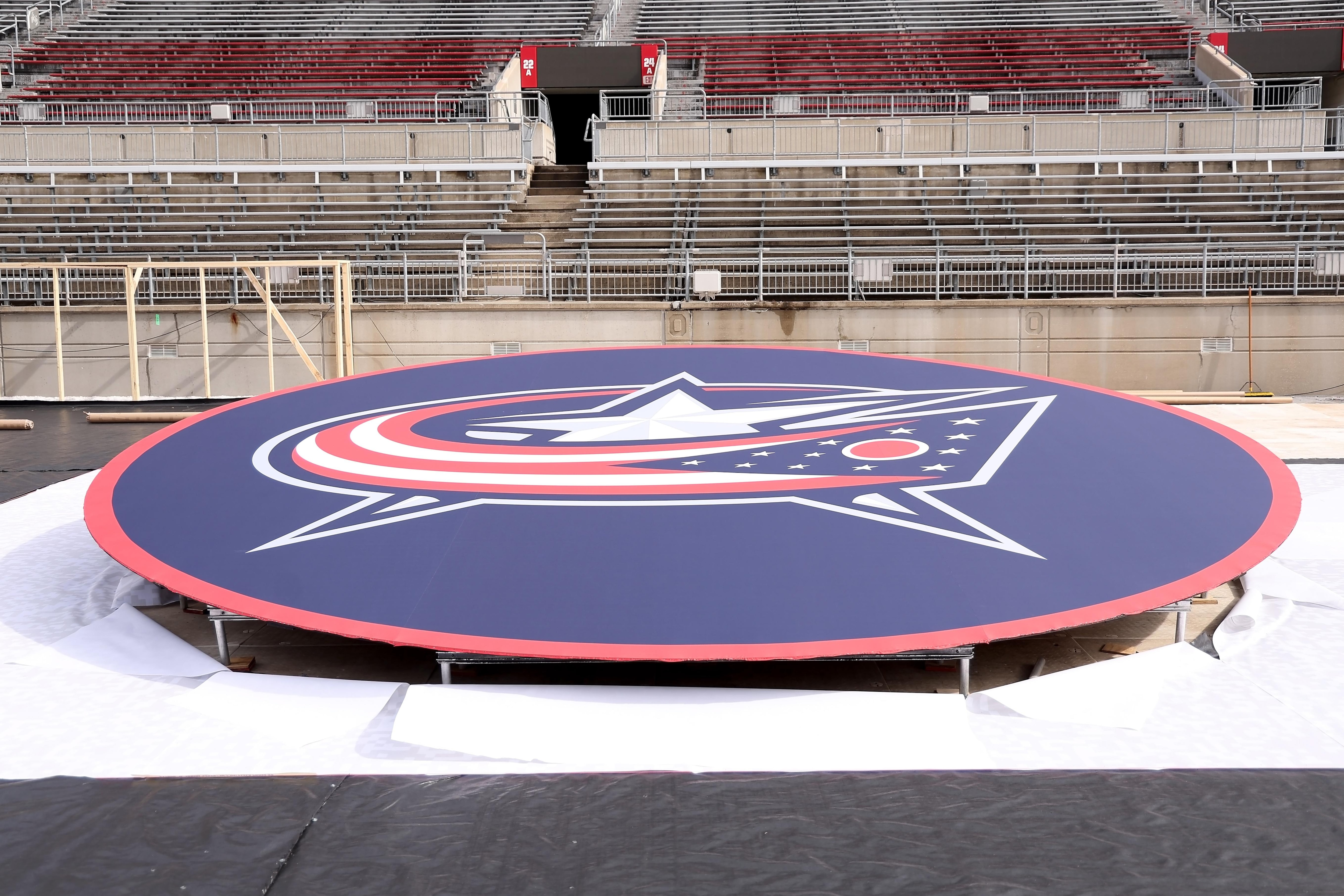 Photo: Red Wings vs. Blue Jackets 2025 NHL Stadium Series Game ...