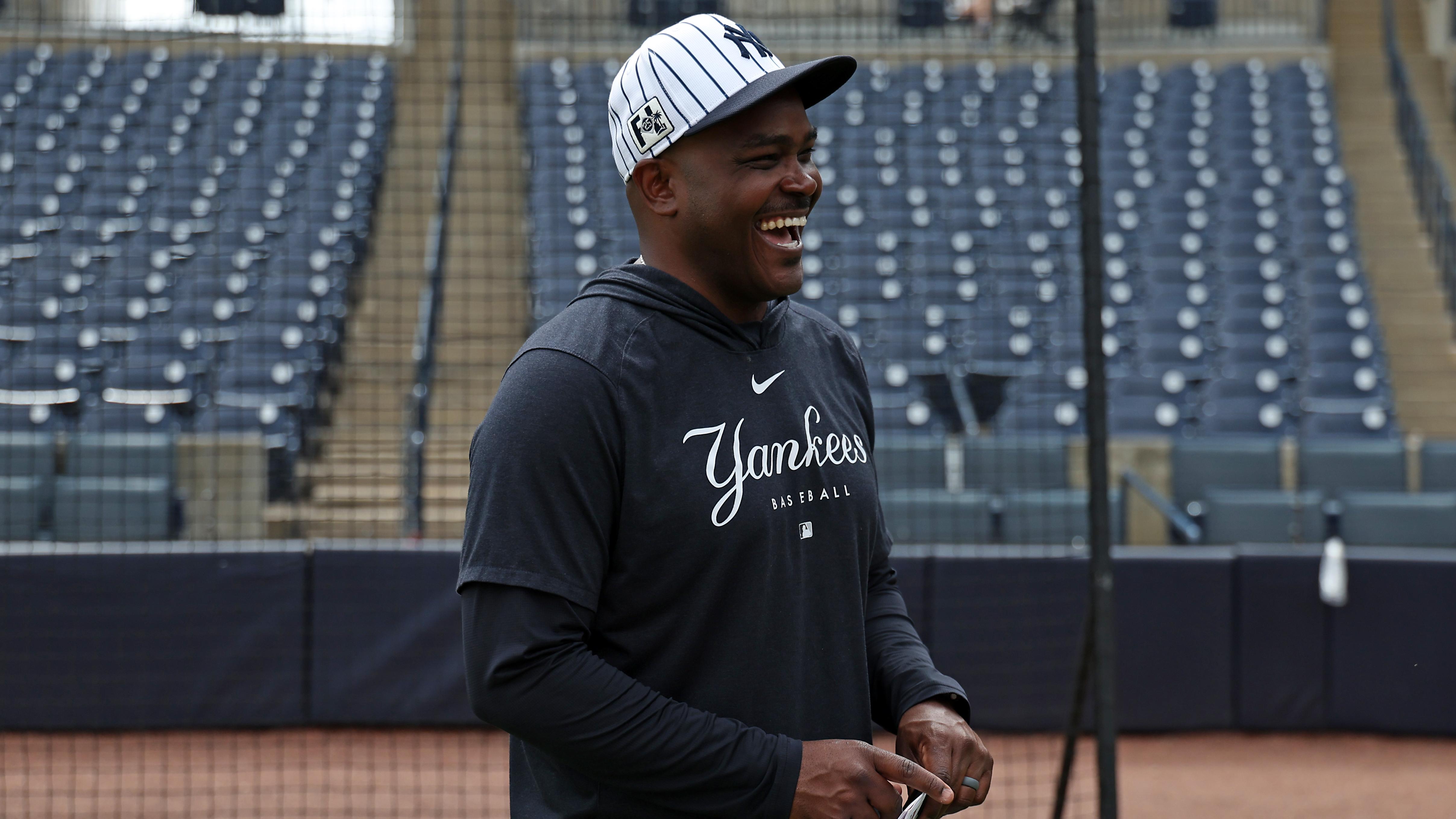 Yankees Hitting Coach James Rowson Reportedly Interests Twins for ...